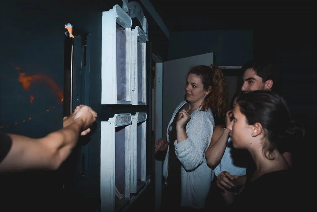 Plongez dans l'expérience d'un escape game d'horreur immersif