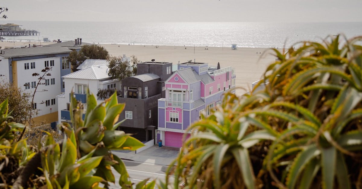 How to Price Your LA Rental Property To Attract Long-Term Residents