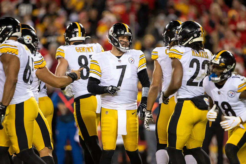 Top 3 NFL Team Trends For Week 17 | BetQL