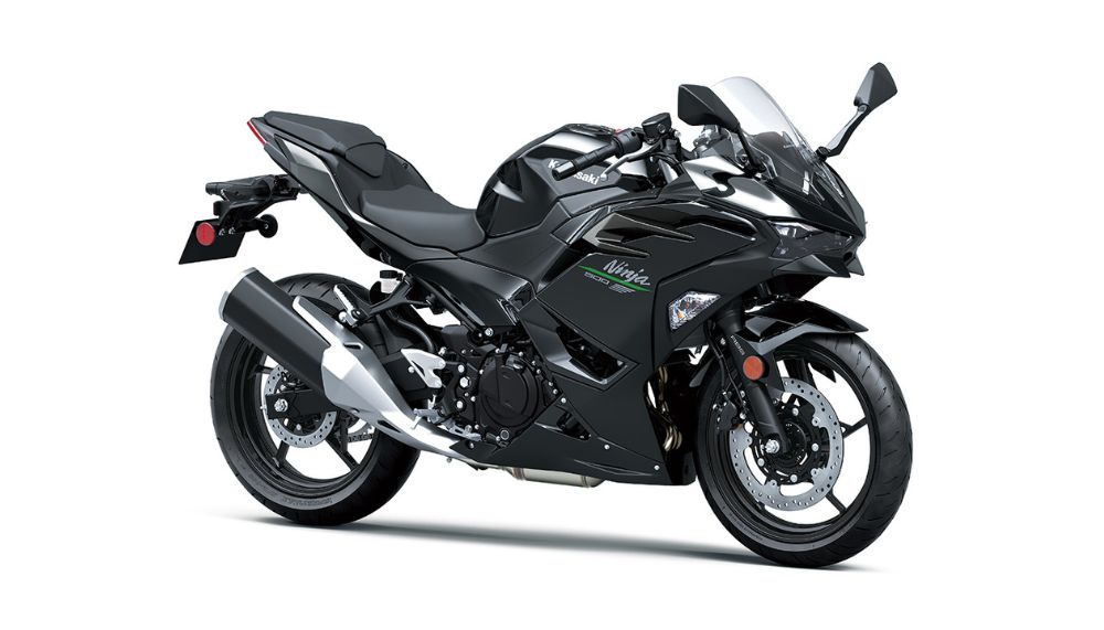 Kawasaki Motorcycles | Dirt Bikes, Sports Bikes & More | Bikebiz