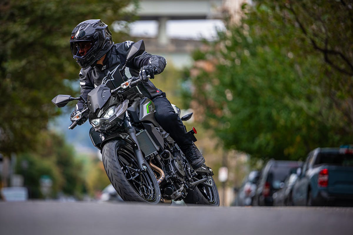 Kawasaki Z500 | Best Prices & Test Rides | Bikebiz Sydney