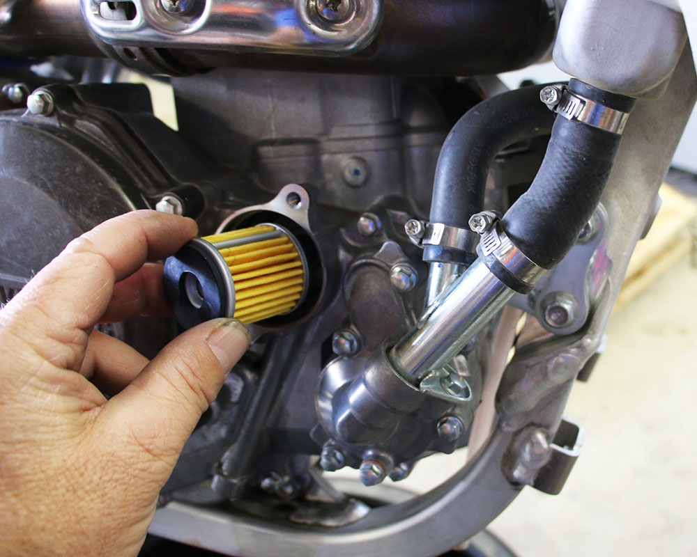 How to change motorcycle oil and filter
