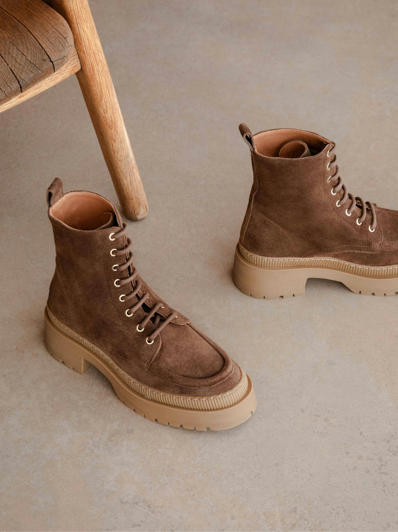 Leather Shoes and Leather Goods for Women - Bobbies