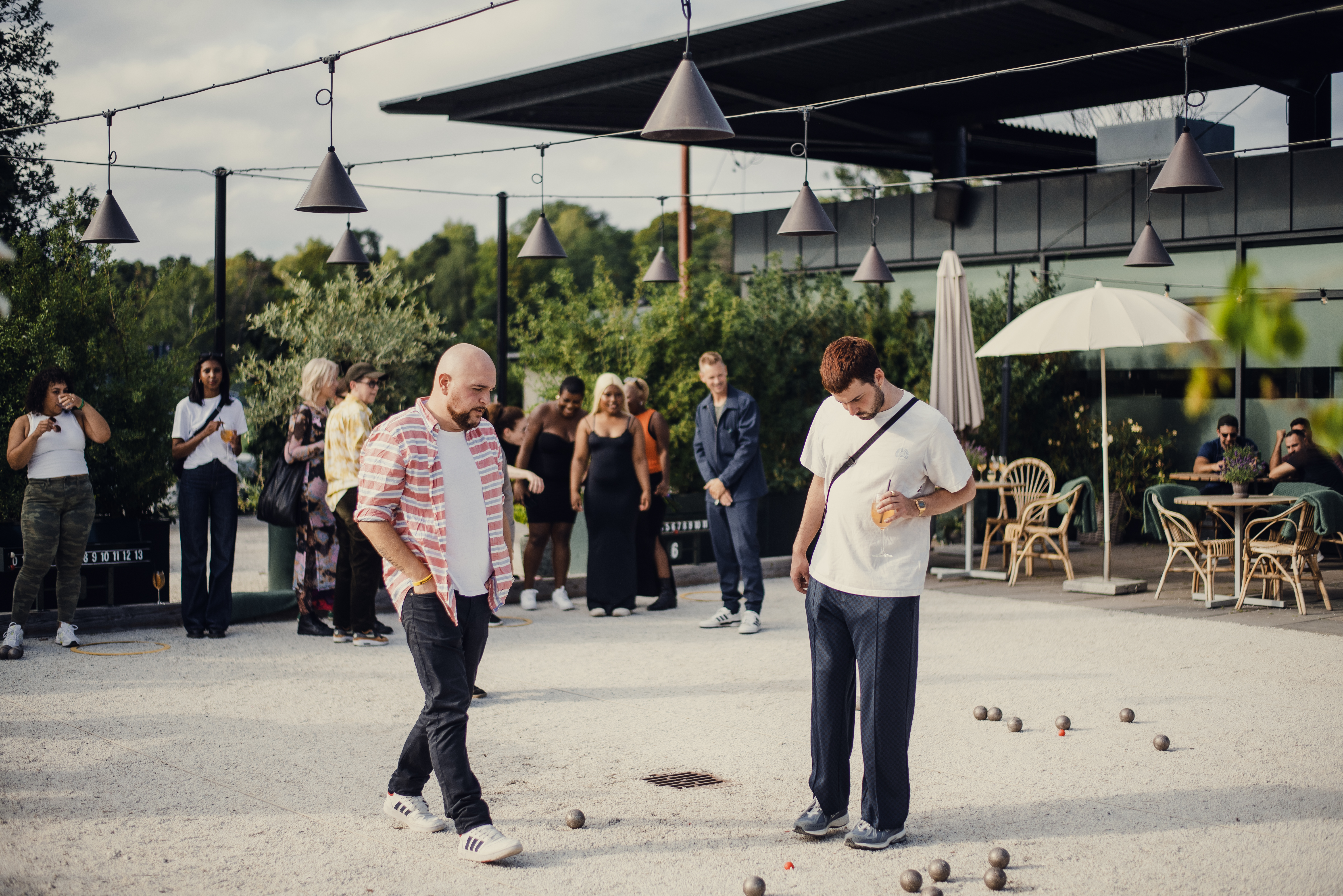 Boule, bar och mat, även brunch på helgerna - Boulebar Haga Stockholm