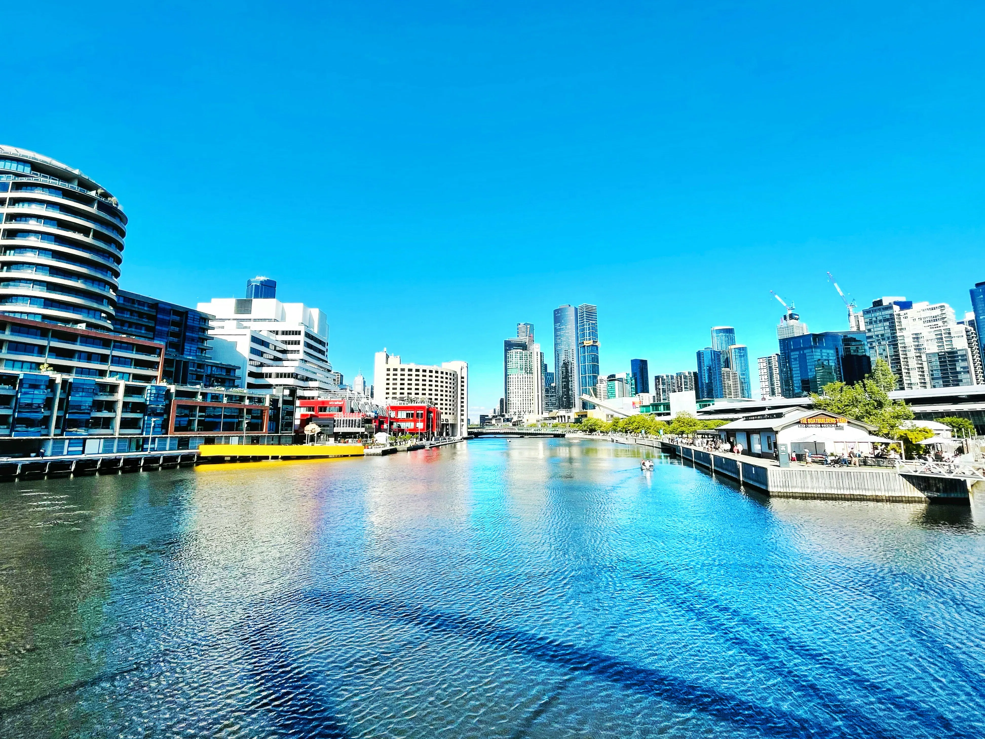DFO South Wharf Luggage Storage From A$3.50/Day | 94 Storage Spots ...
