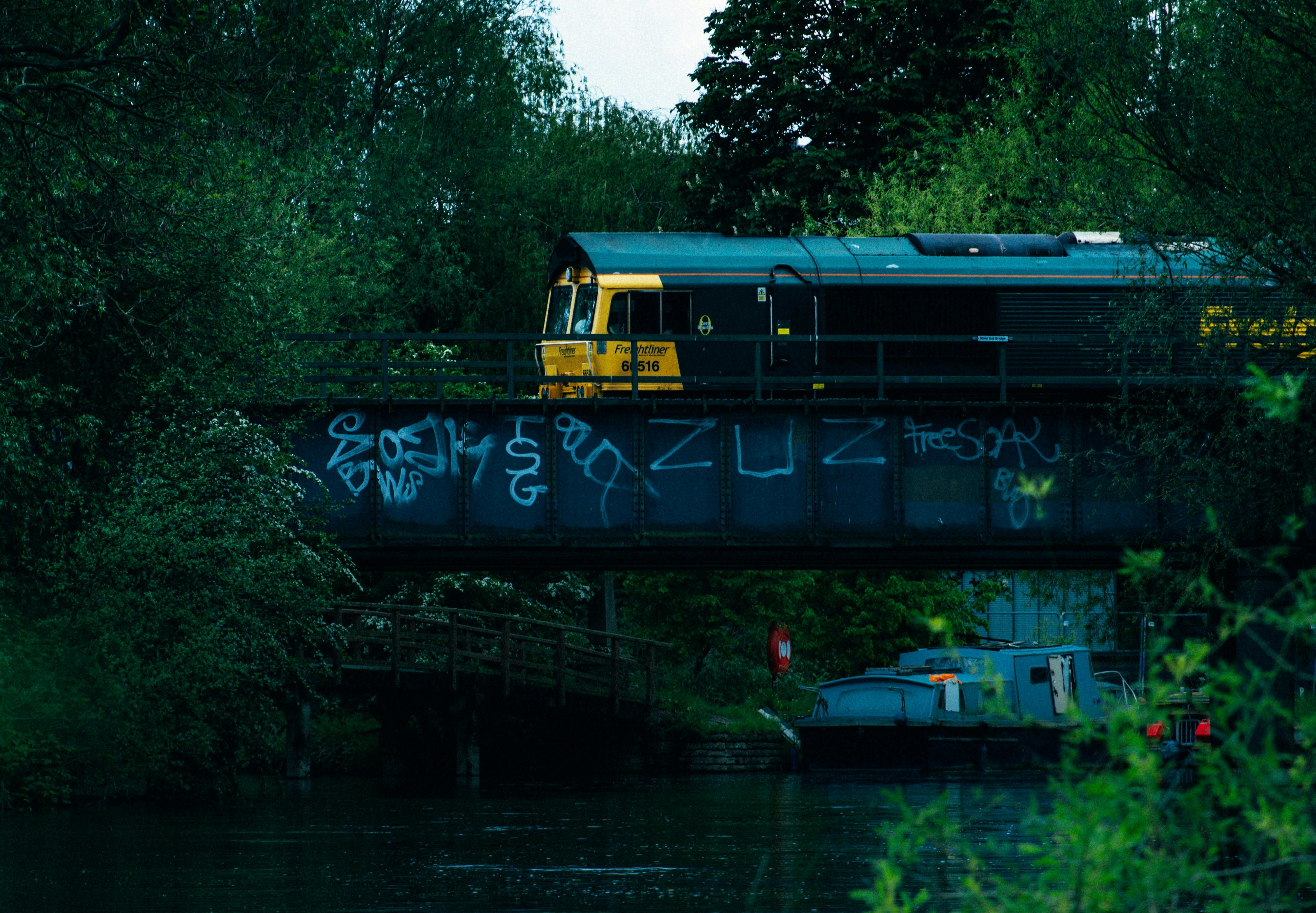 Oxford Train Station Luggage Storage From £1.95/Day | 20 Storage Spots ...