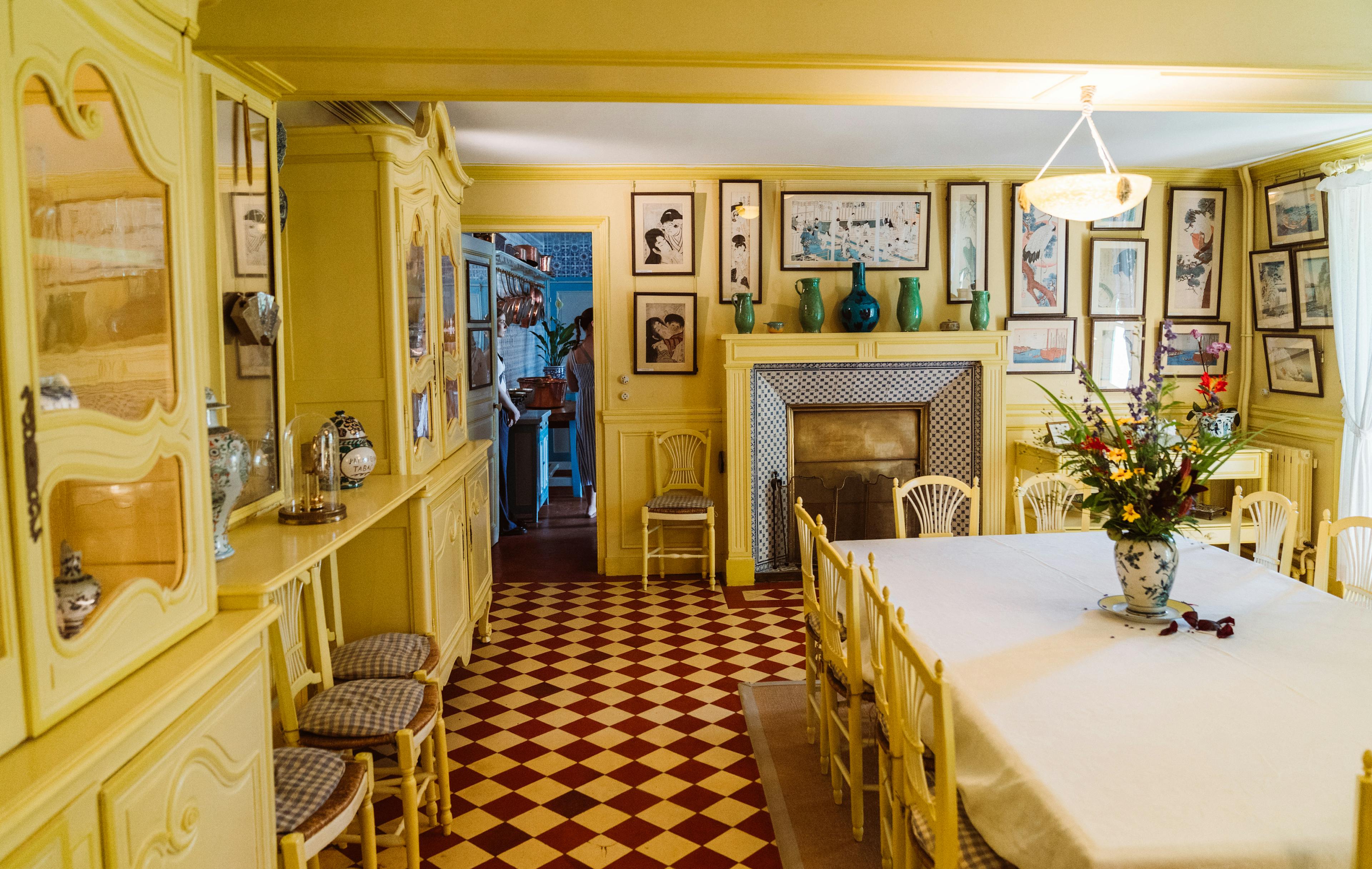 Discover Monet’s Gardens & Giverny: A Private Day Tour - Boutique Tours