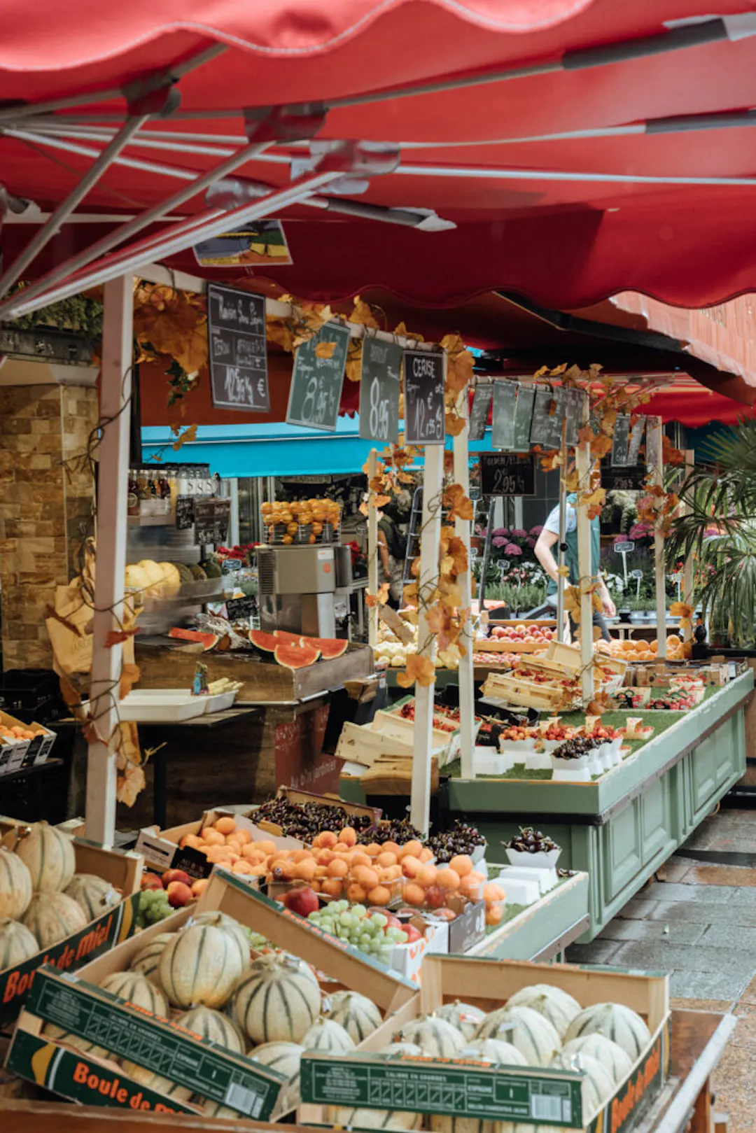 Best French Souvenirs to Buy (And Where to Buy)