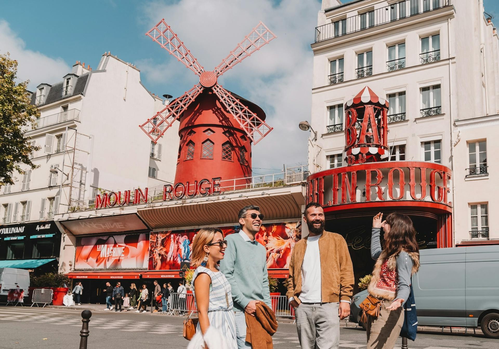 Private Montmartre Walking Tour: Art & History - Boutique Tours