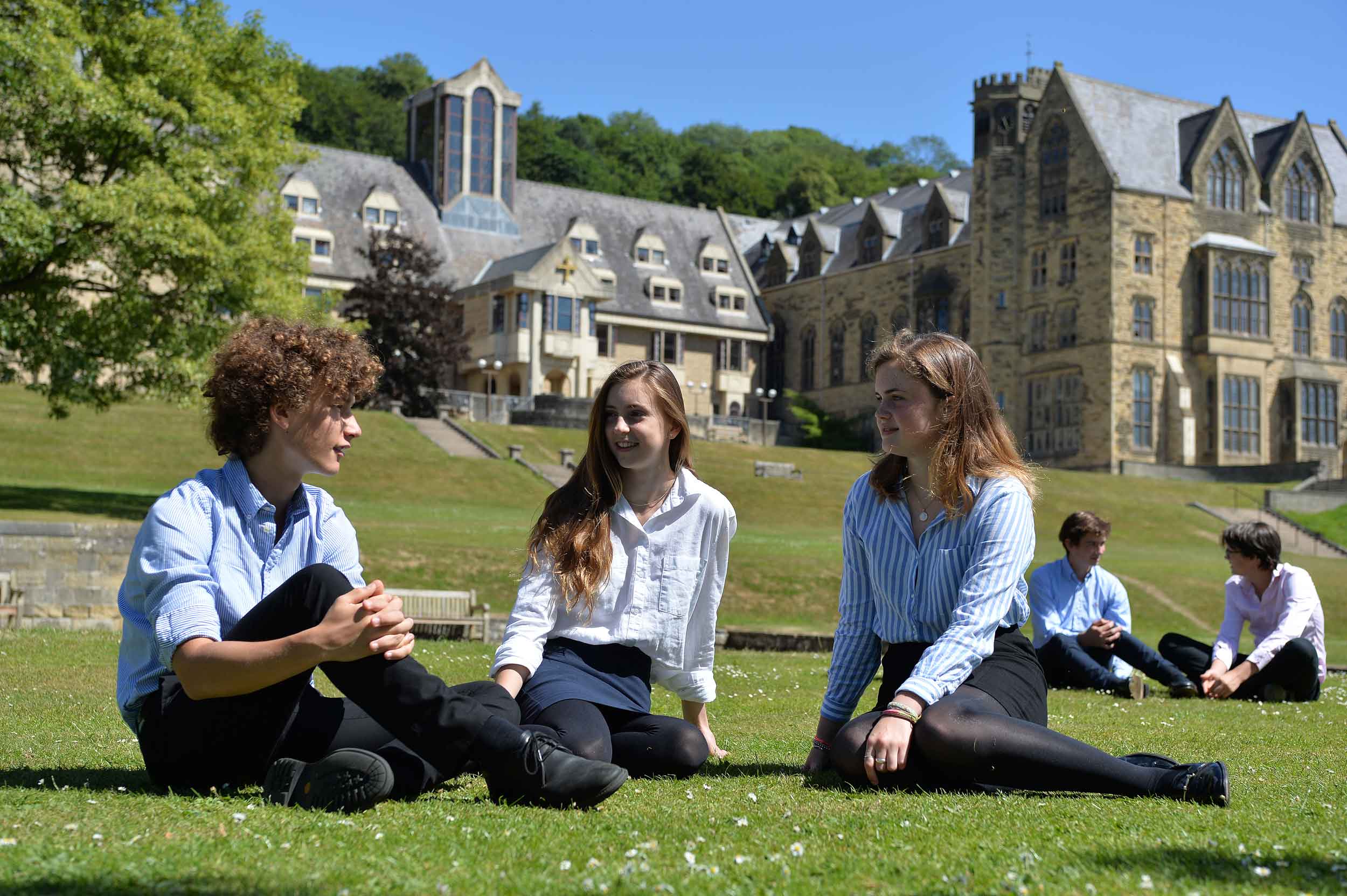 Ampleforth College UK Guardianship & Admissions | Bright World ...