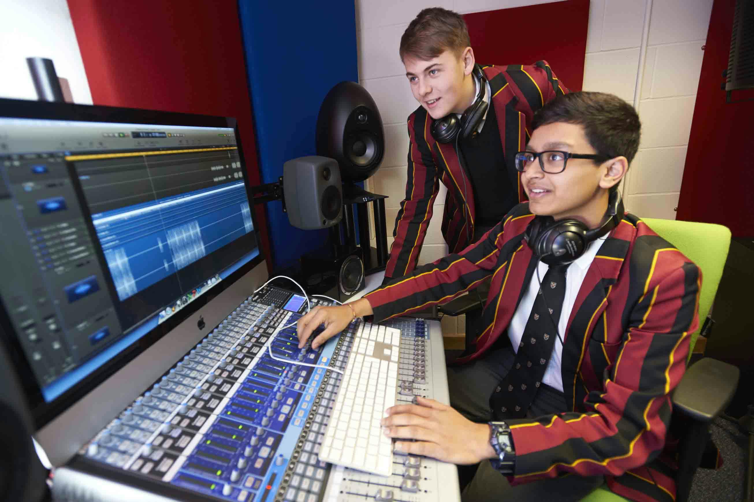 Shiplake College UK Guardianship & Admissions | Bright World Guardianships