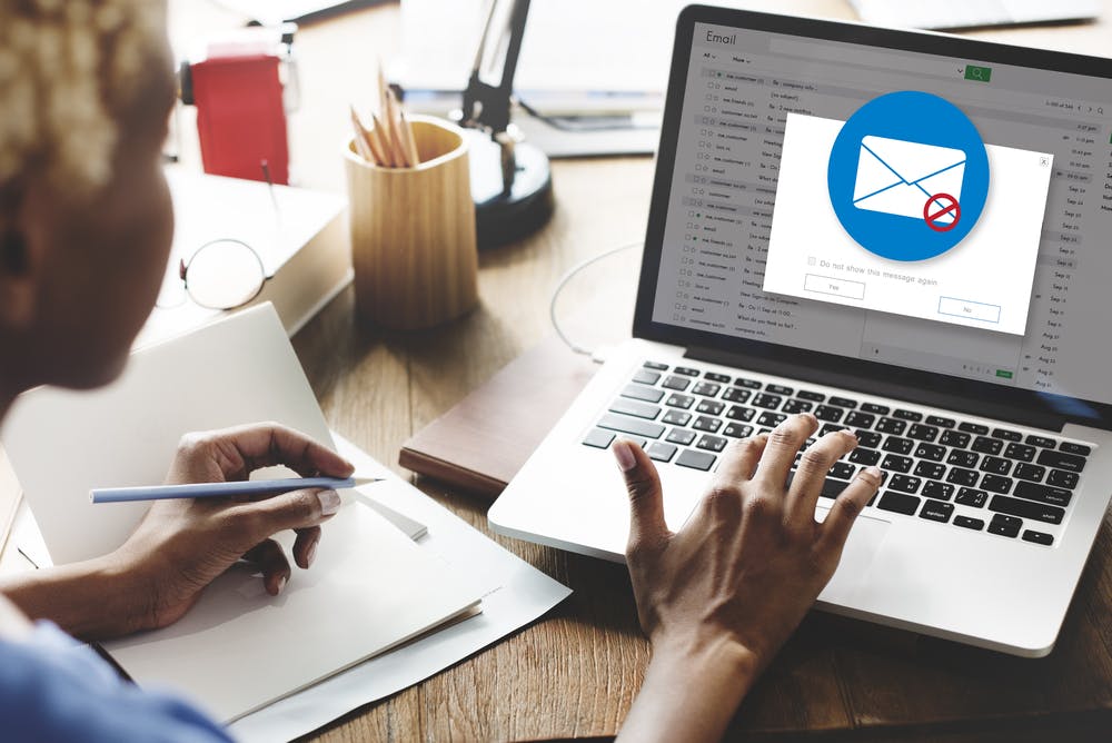 Exemple de mail d'accompagnement de candidature - Cadremploi