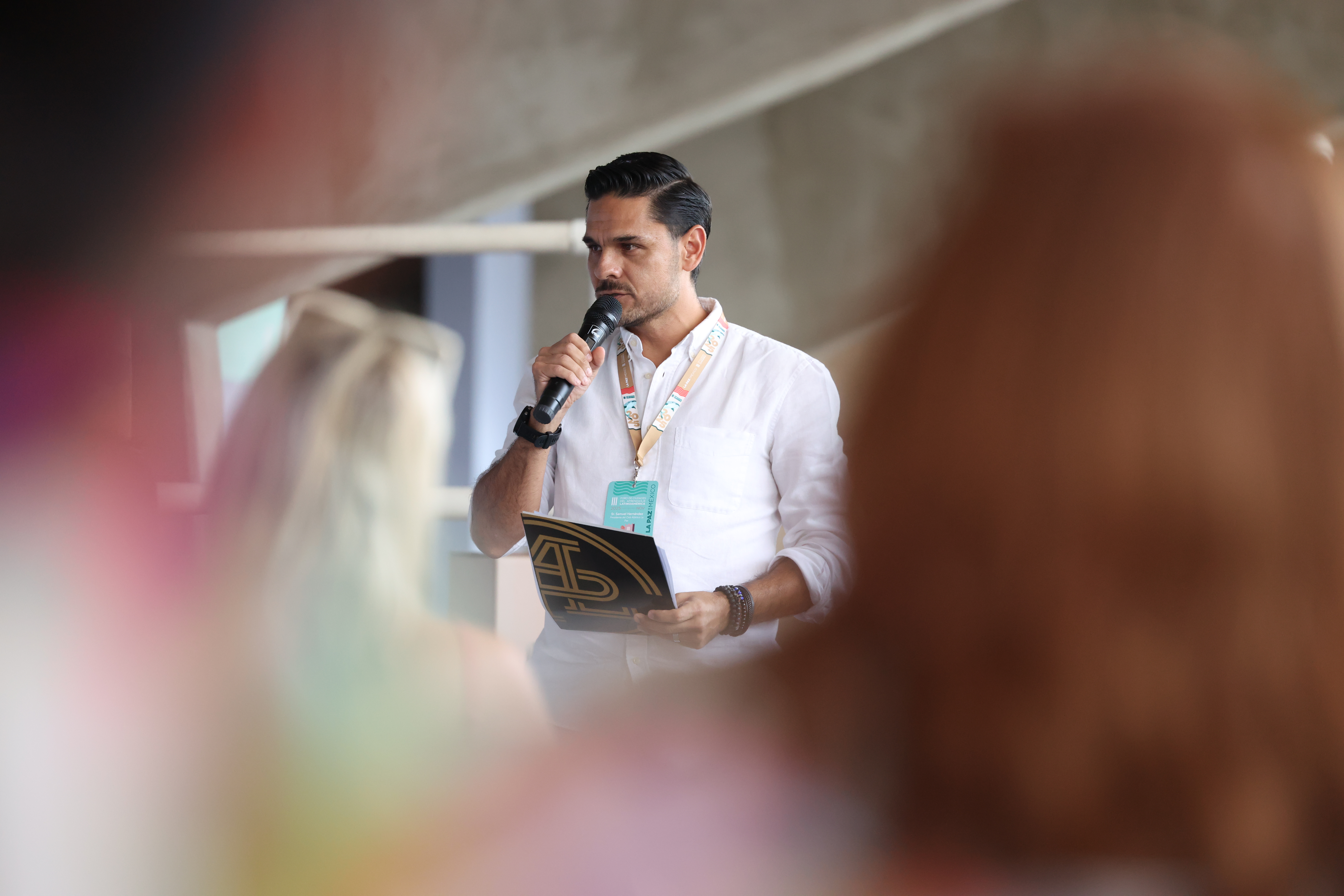 Samuel Hernández: "El fútbol es un lenguaje universal a través del cual ...