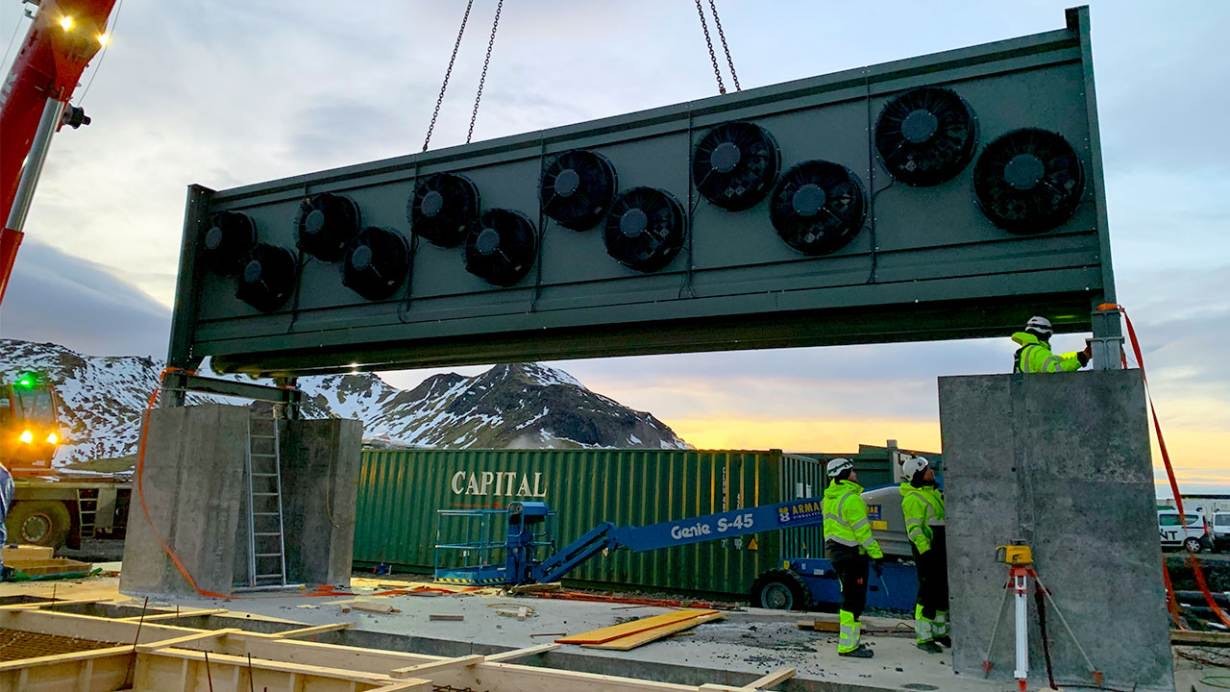 Petrifying solutions in Iceland - Carbfix