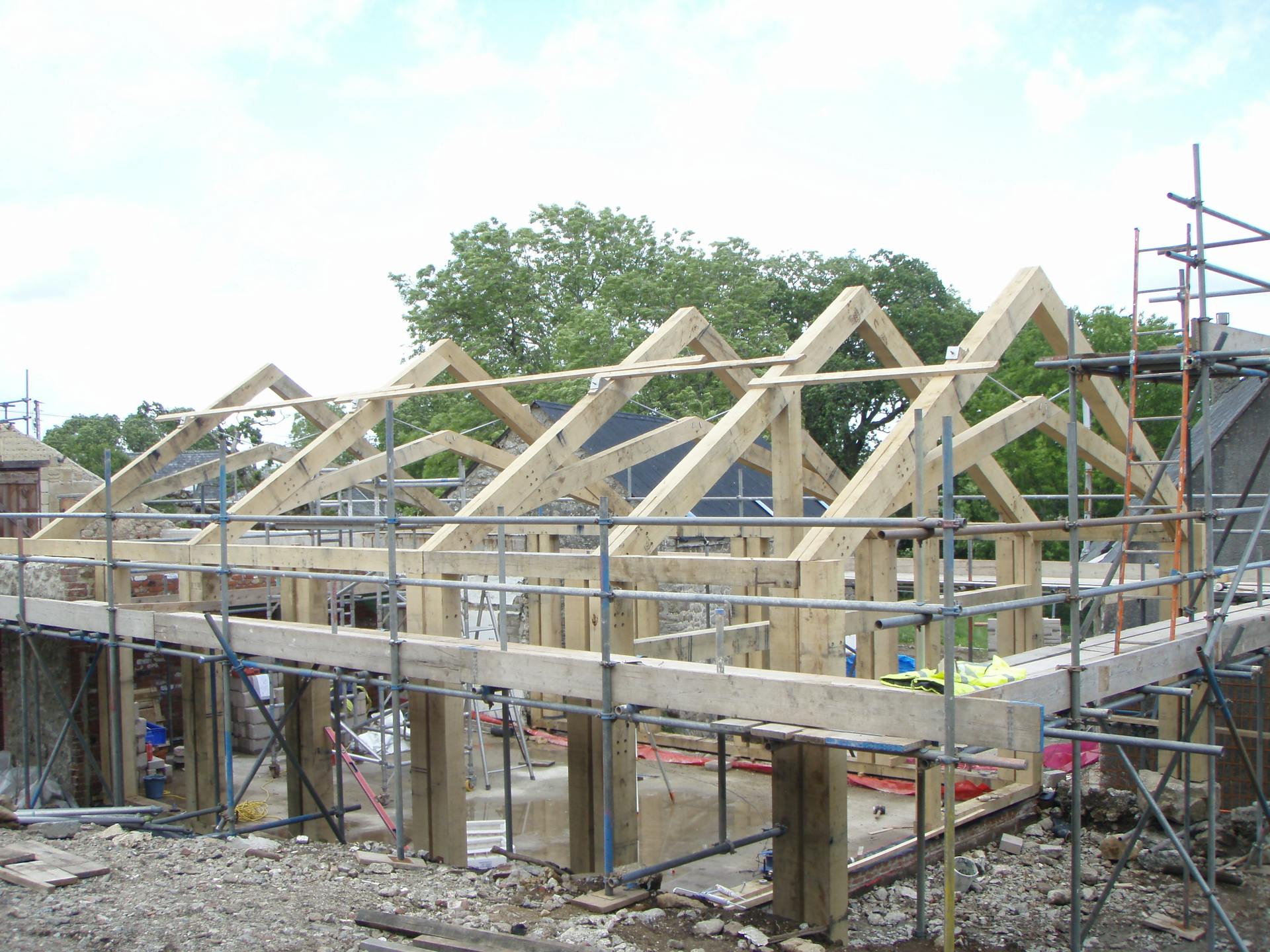 Oak Framed House - Winner of the Best Oak Frame 2014 Award – Carpenter Oak