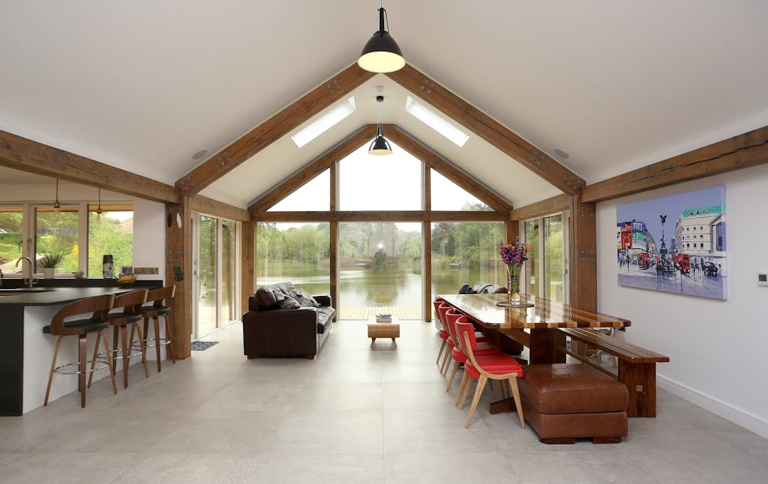 Oak Portal Frame Engineering at Tingrith Lakes – Carpenter Oak