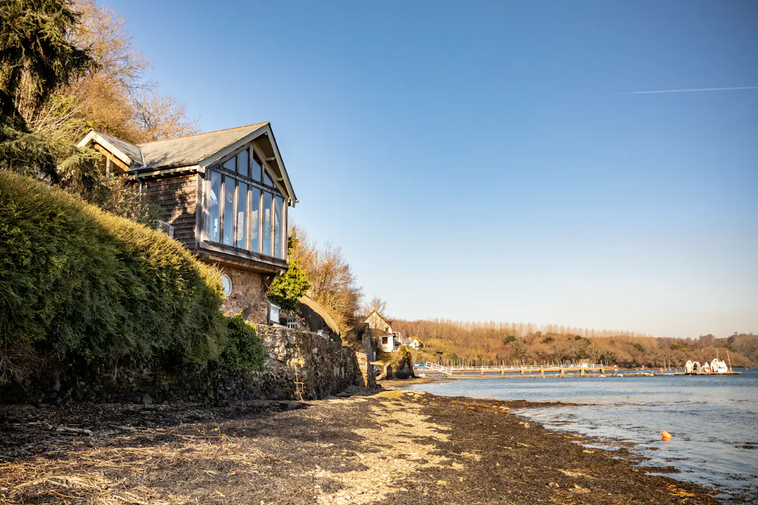 Oak Framed Home at Beach End, Devon UK by Carpenter Oak – Carpenter Oak