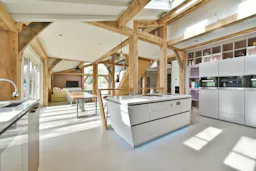 Oak Framed Grade 2 Listed 17th Century Pub Remodelled – Carpenter Oak