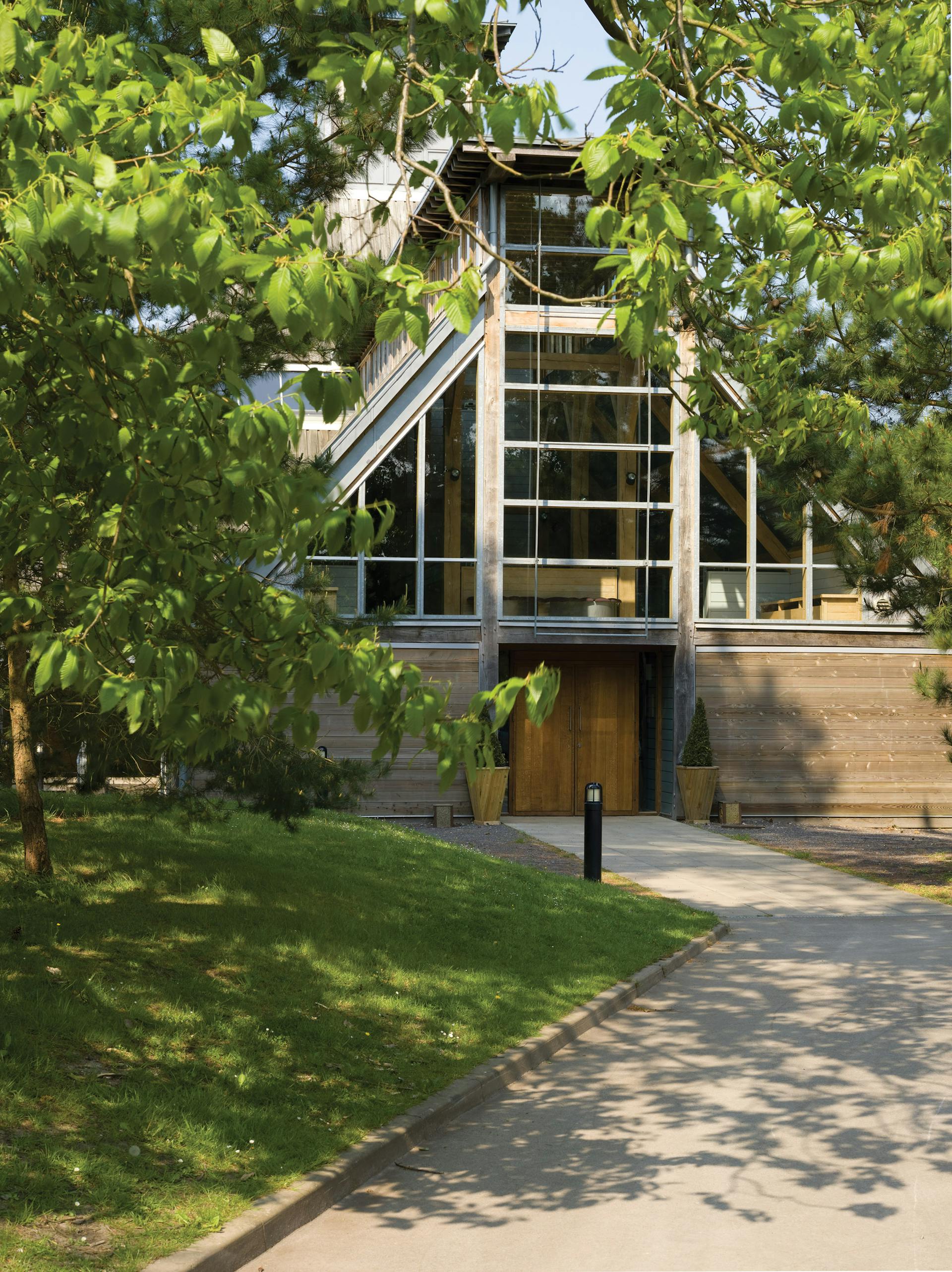 Timber Frame - The New Bedales School Theatre – Carpenter Oak