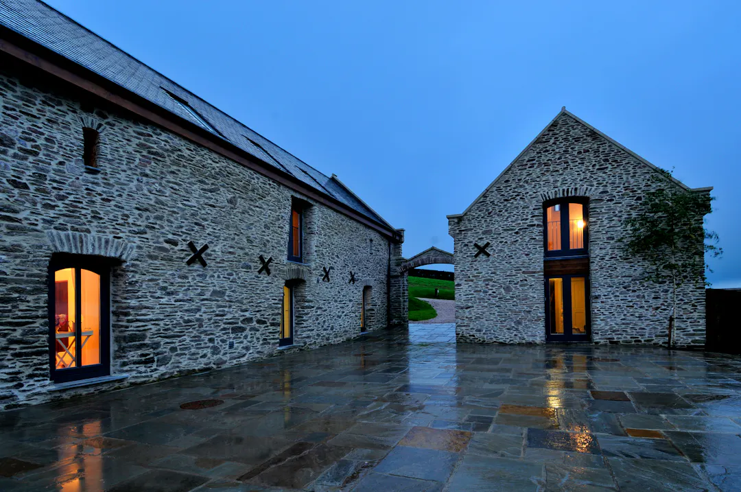 Oak Framed Barn Conversion with Exposed Beams – Carpenter Oak