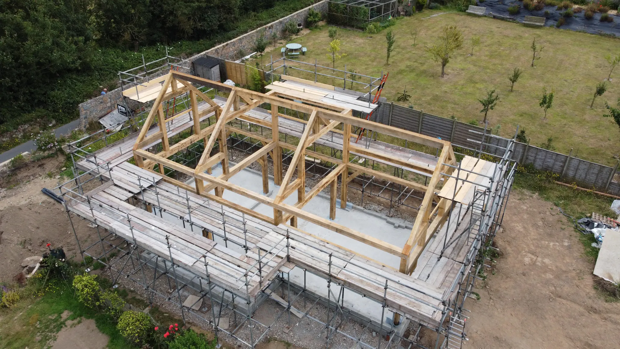 Guernsey oak frame home – Carpenter Oak