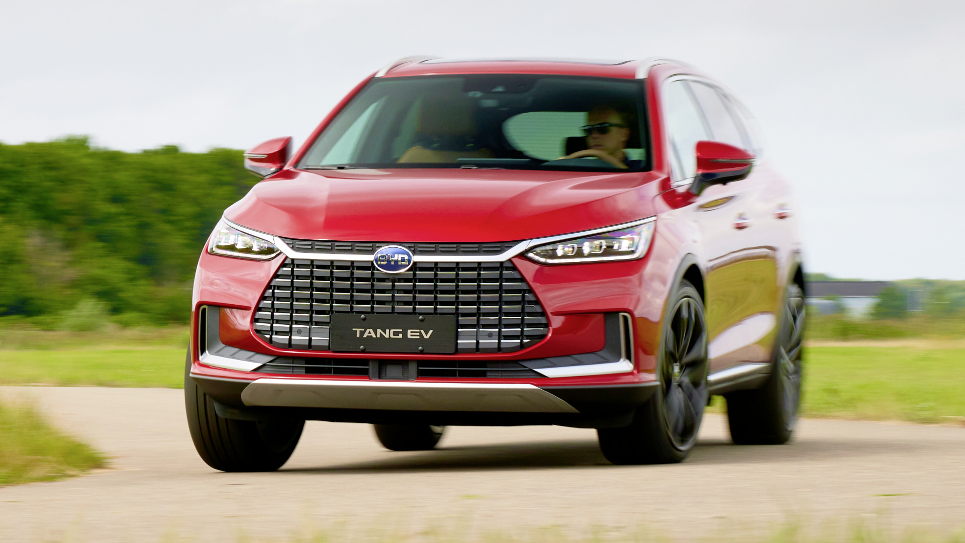 BYD Tang Test 2024 | Konfigurator & Preise | carwow.de