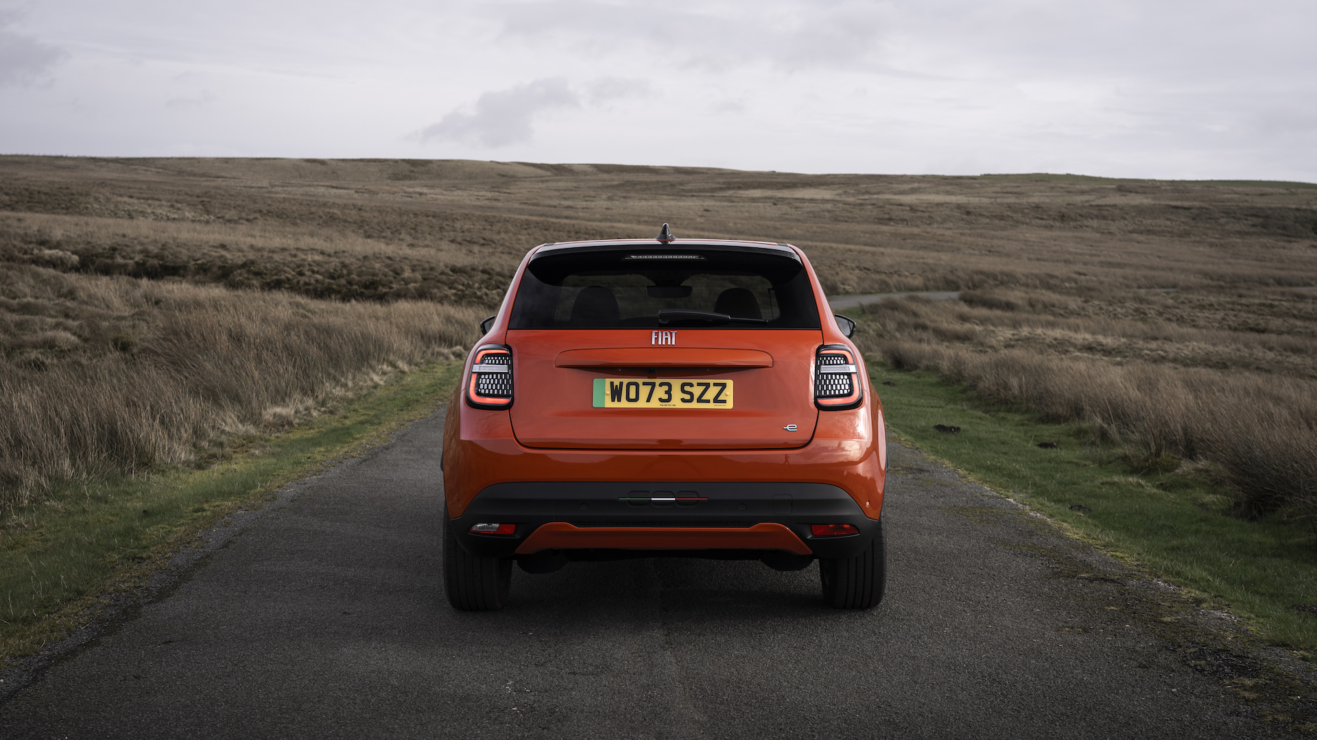 Fiat 600 Review 2025 | Performance & Pricing | Carwow