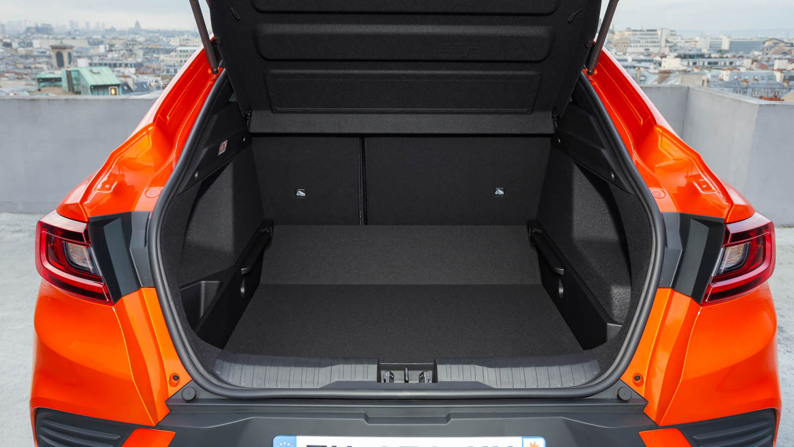 Renault Arkana Interior y Maletero | carwow