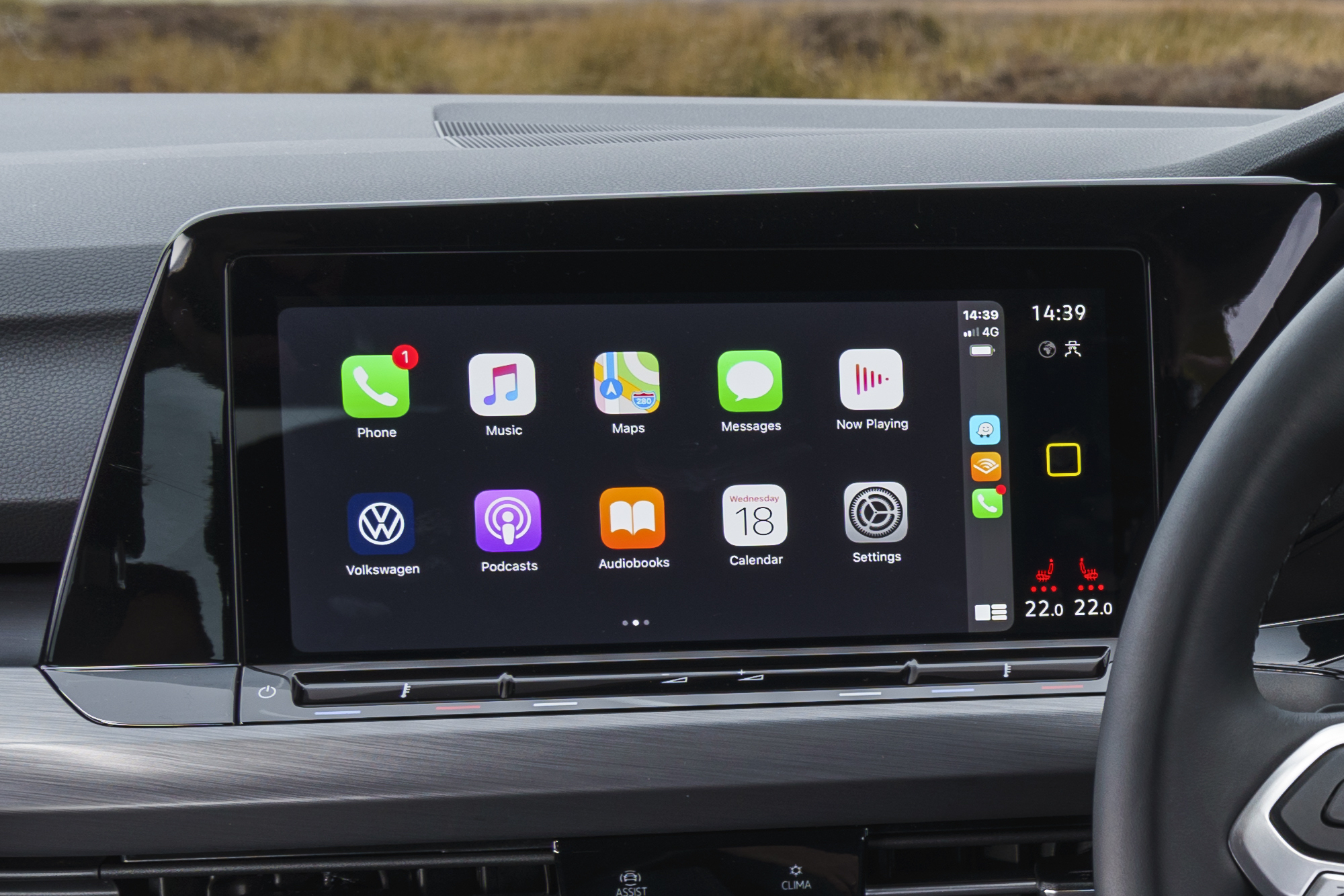 Volkswagen Golf Review 2024 | Performance & Pricing | Carwow