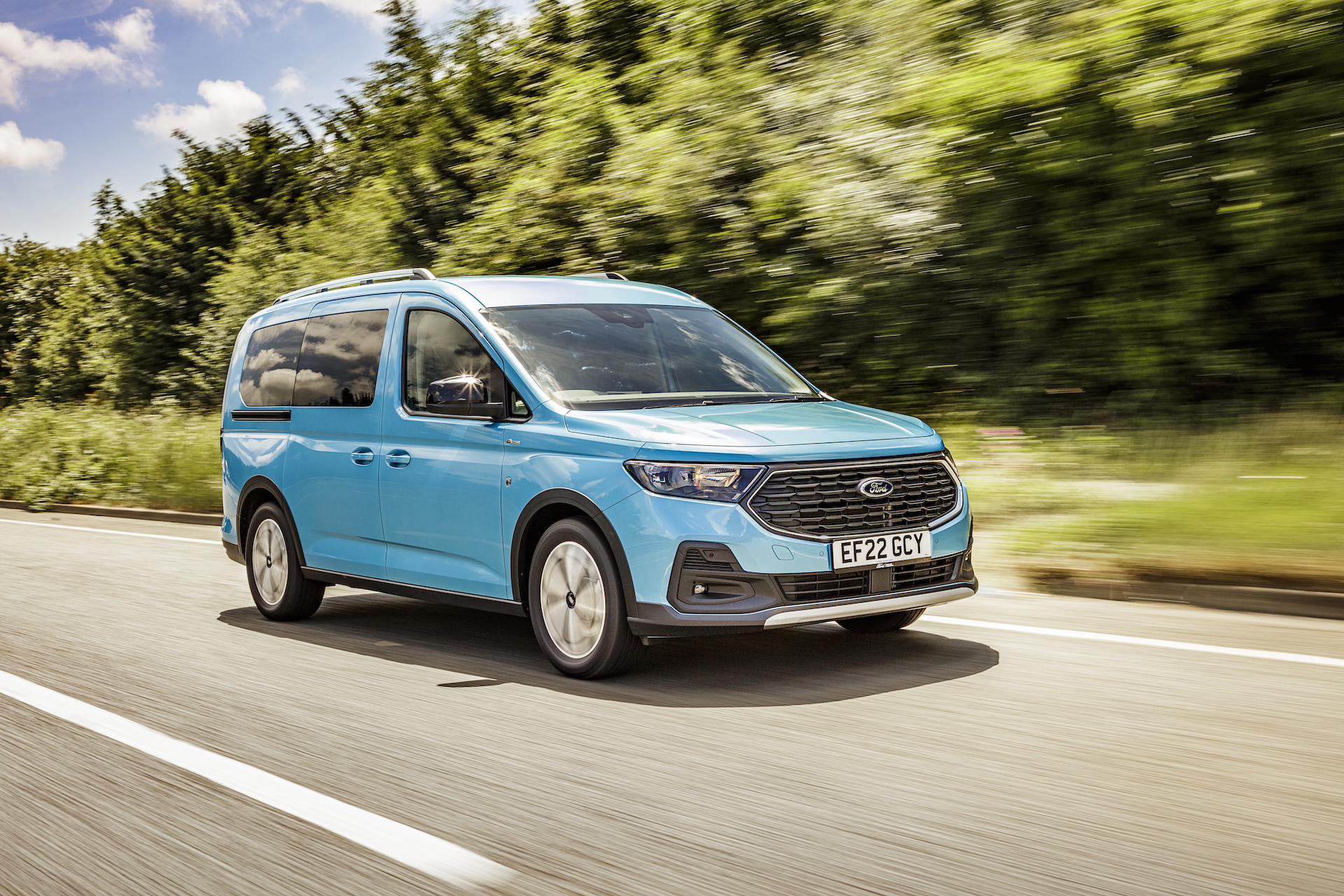 Ford Tourneo Connect | Specifications & Dimensions | Carwow