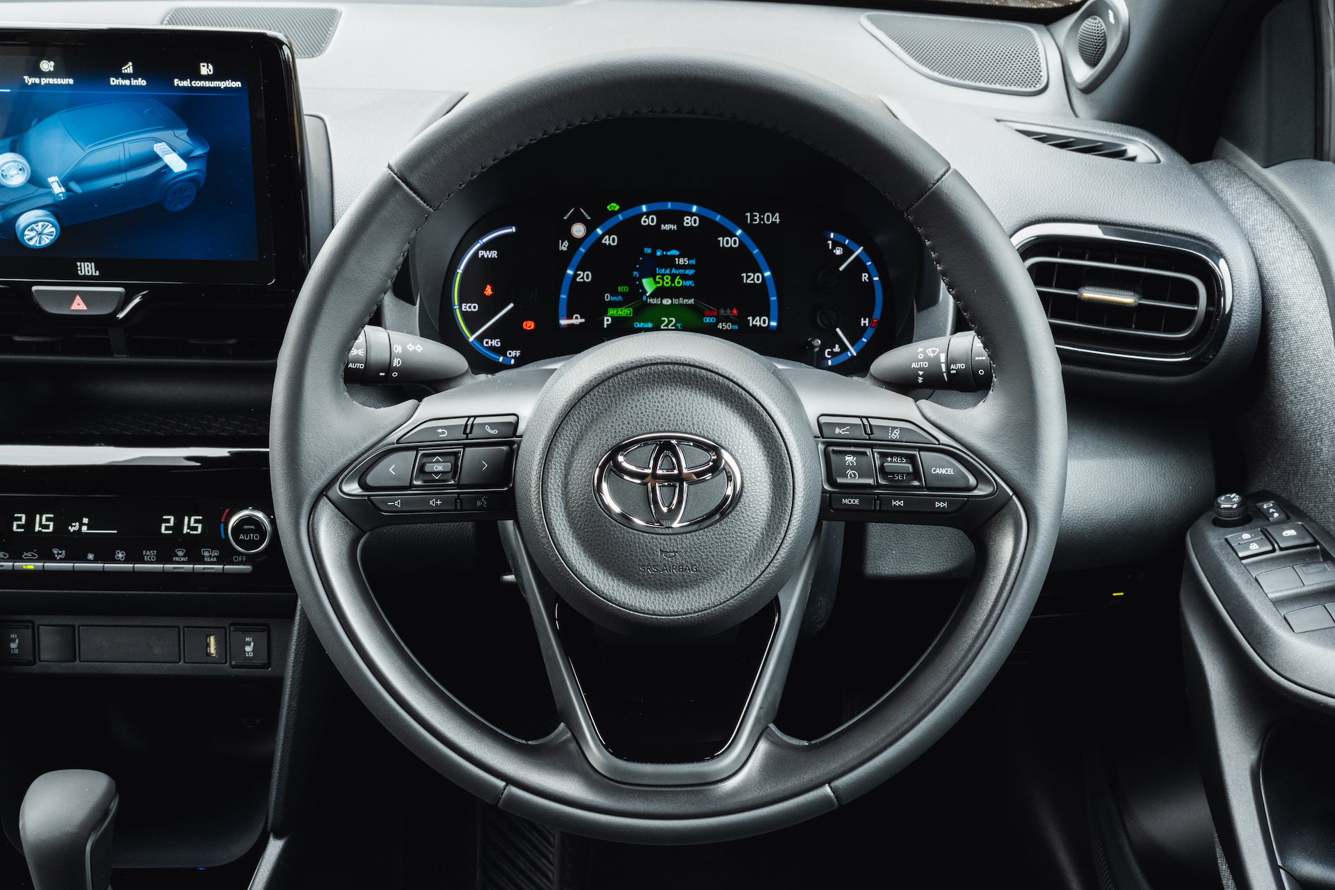 Toyota Yaris Cross Review 2024 | Hybrid SUV Interior & Price | Carwow