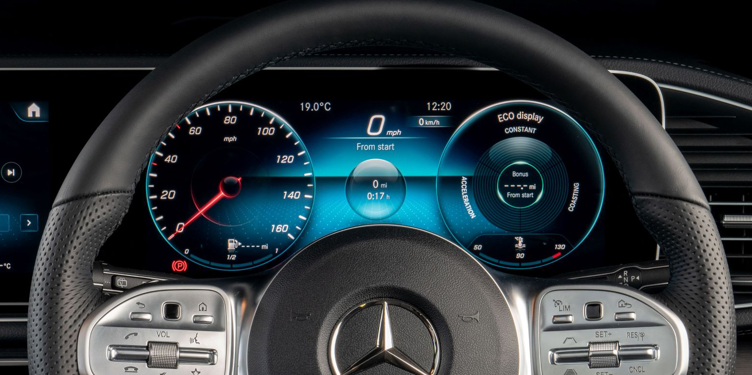 Mercedes GLE SUV Review 2023 | Performance & Pricing | carwow