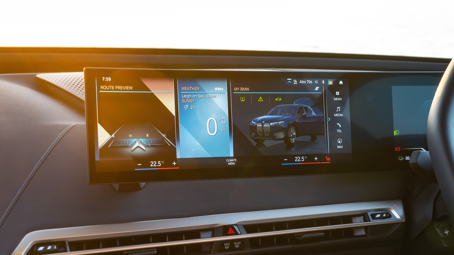 BMW iX Review 2025 | Electric Range, Interior & Price | Carwow