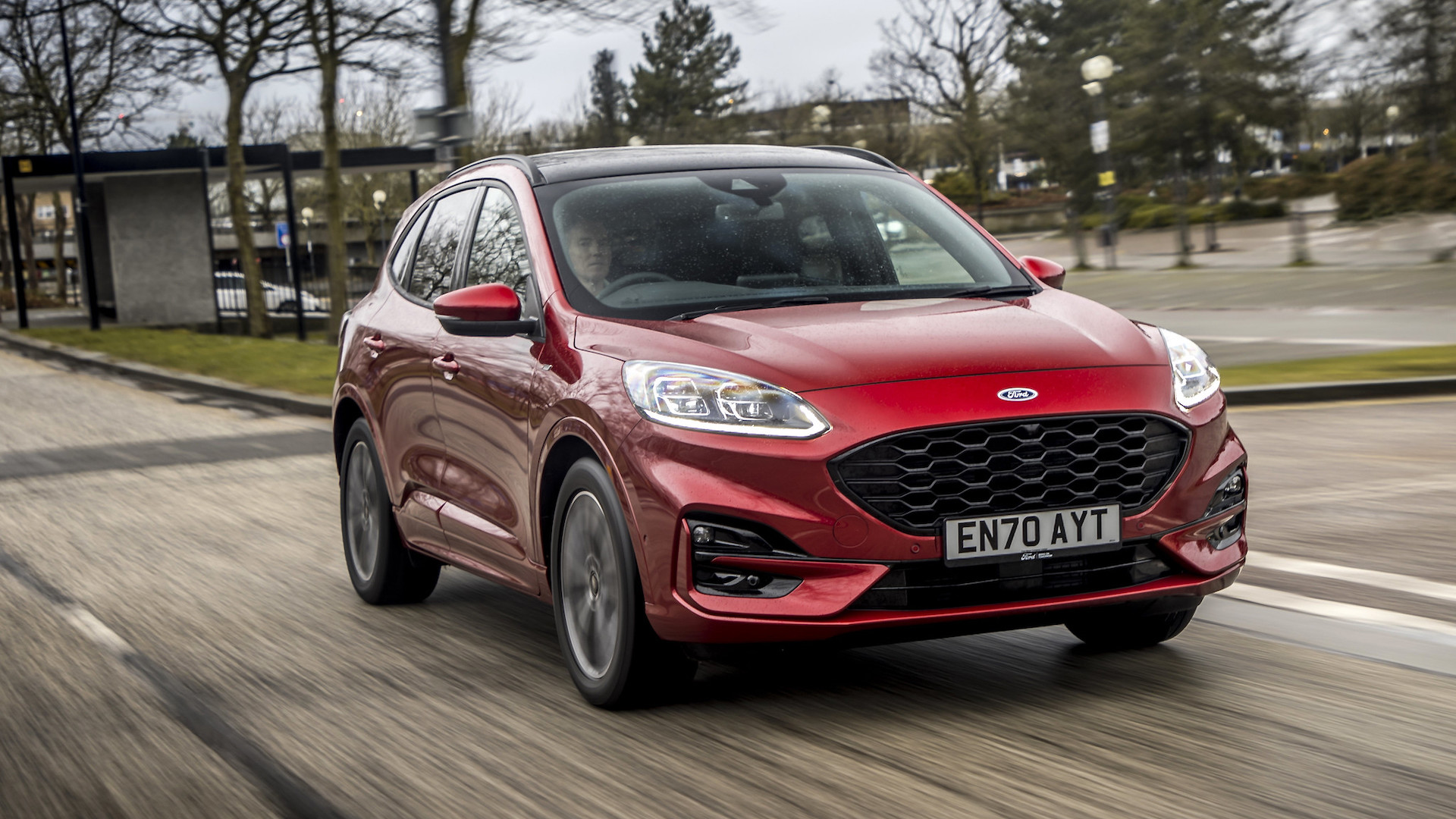 Ford Kuga Review 2024 | Interior, Boot Space & Price | Carwow