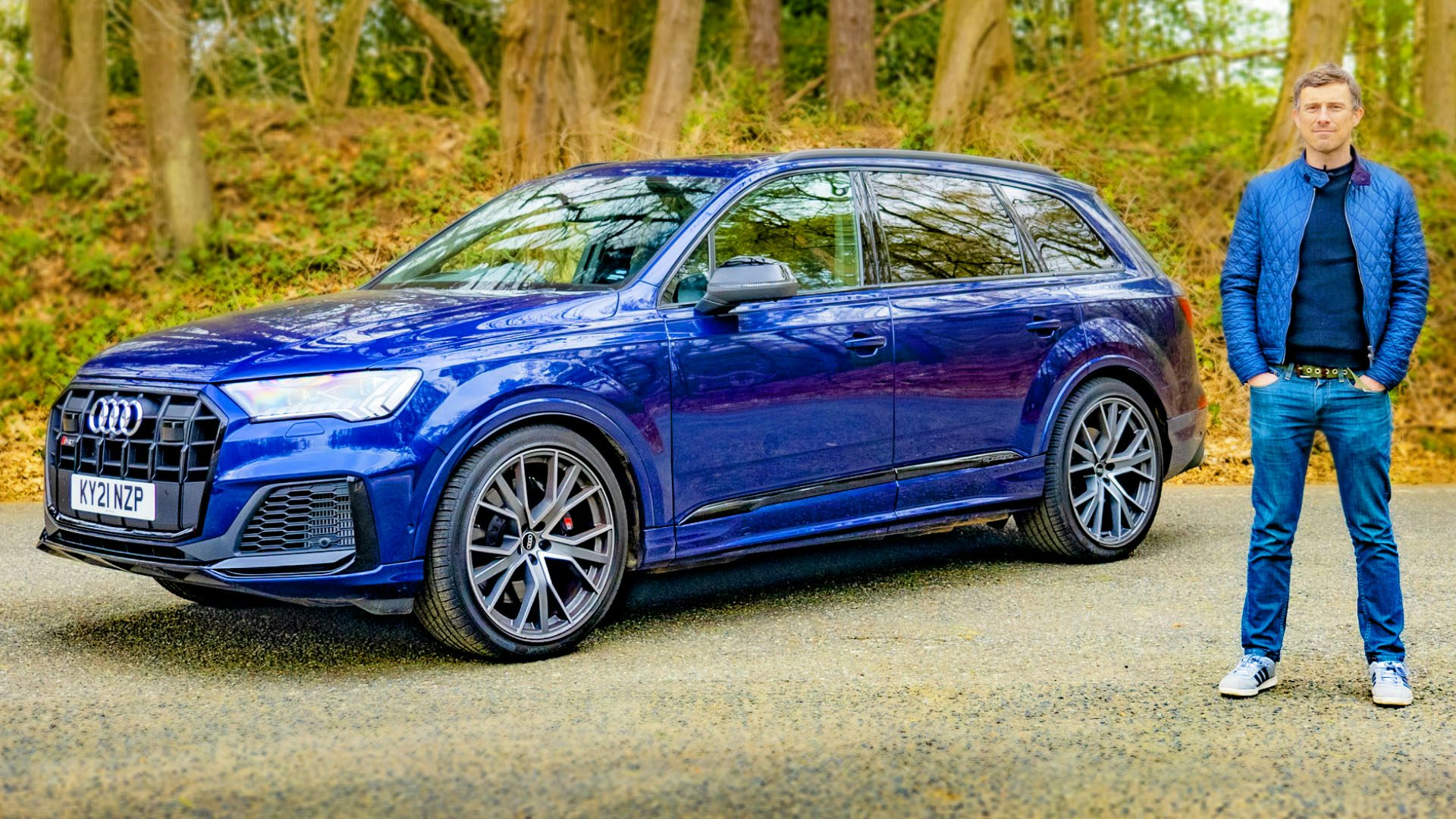 Audi SQ7 Review 2026 | Performance & Pricing | Carwow