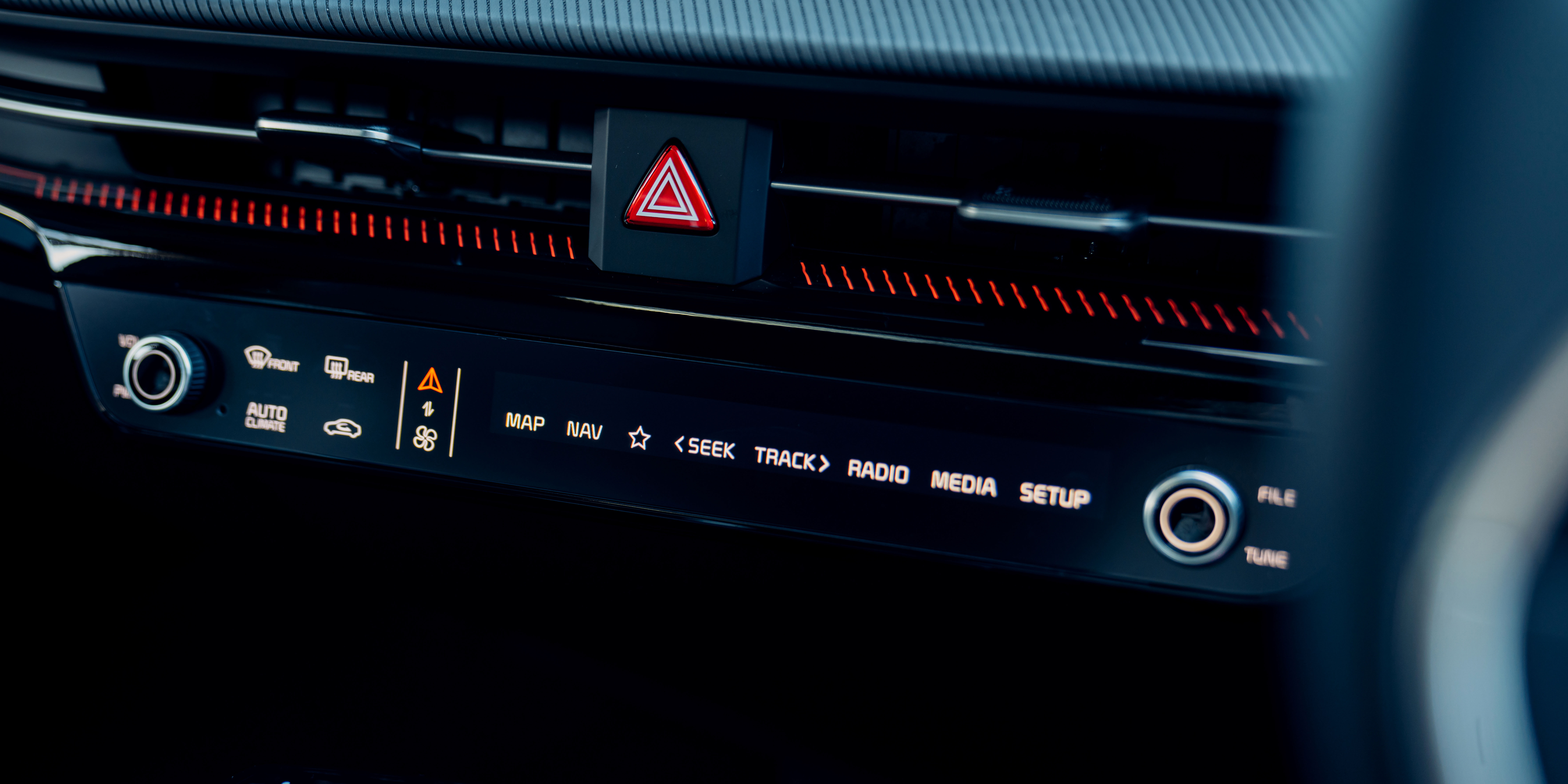 Kia EV6 Review 2023 | Performance & Pricing | carwow