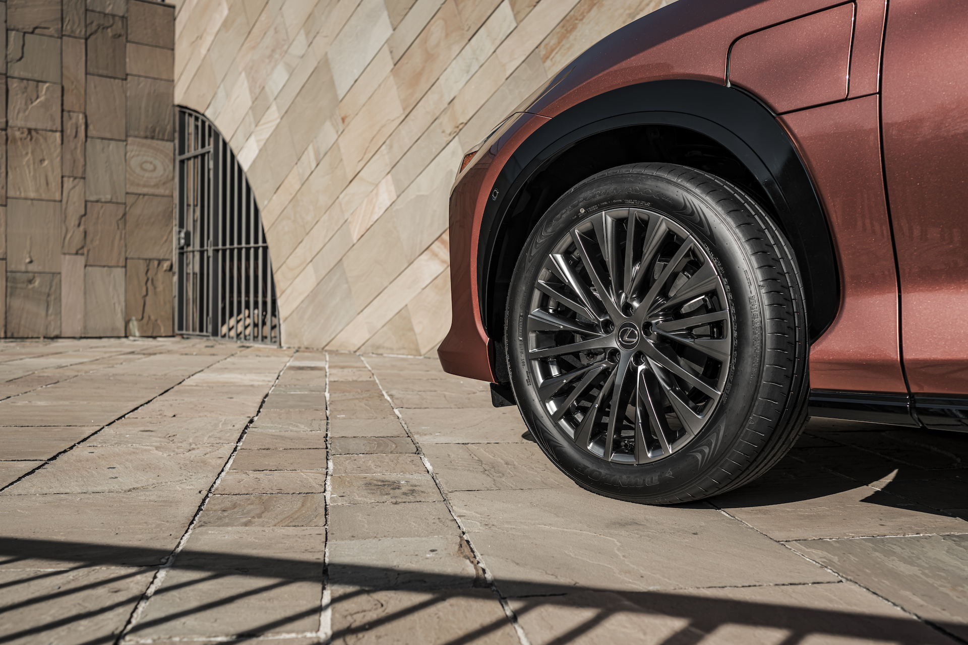 Lexus RZ Review 2023 | Performance & Pricing | carwow