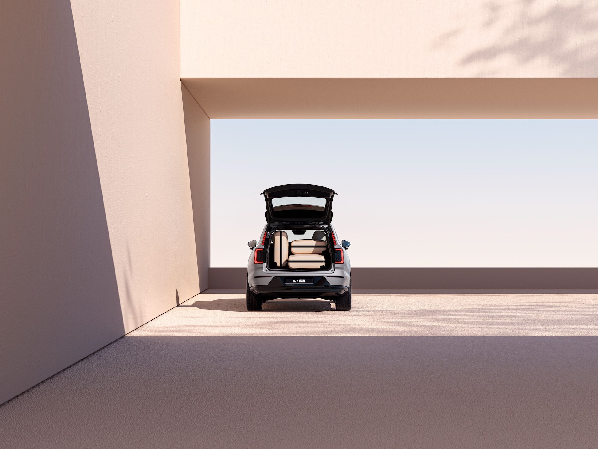 Volvo EX90 Review 2023 | Performance & Pricing | carwow