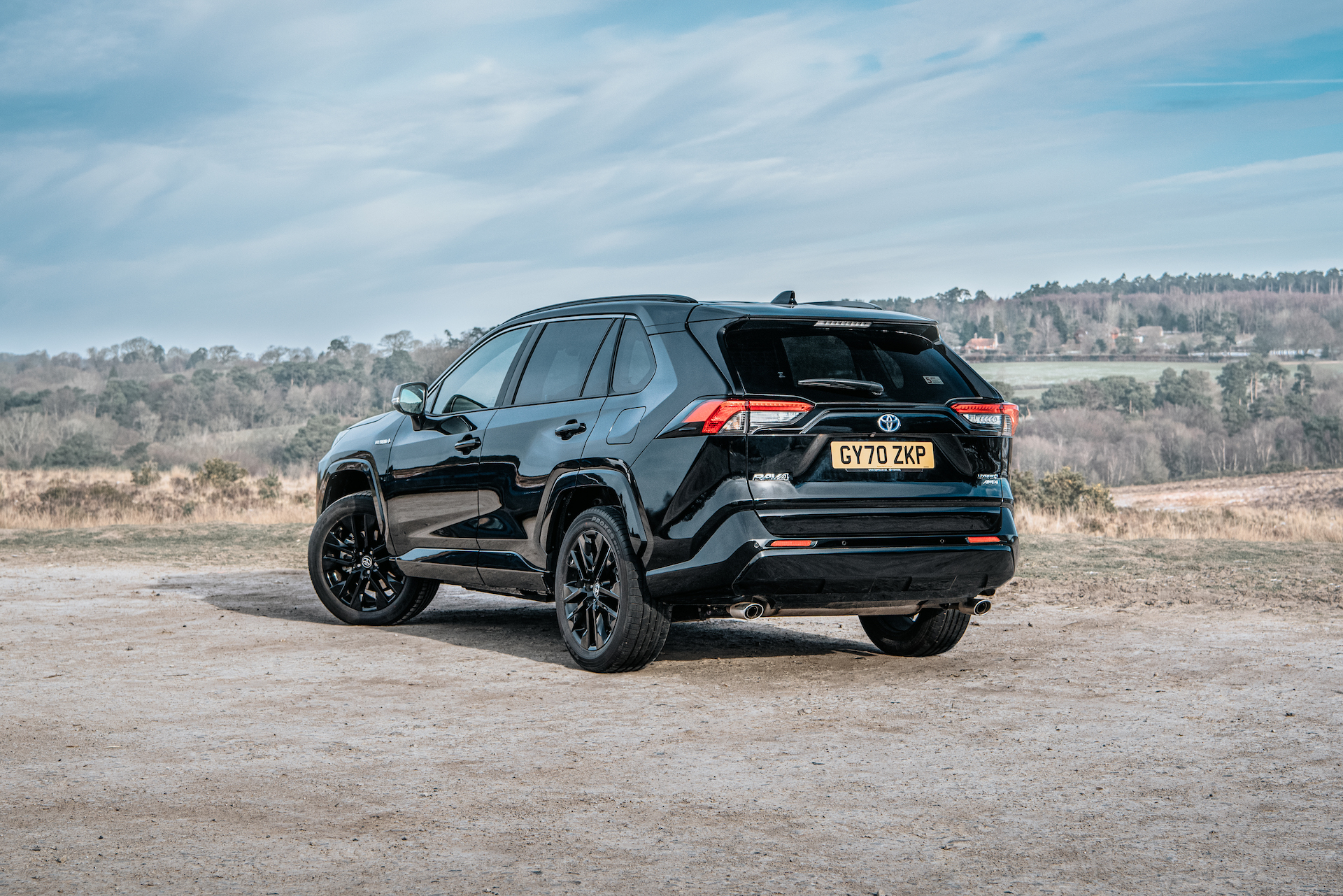 Toyota RAV4 Review 2024 | Hybrid SUV Interior & Price | Carwow