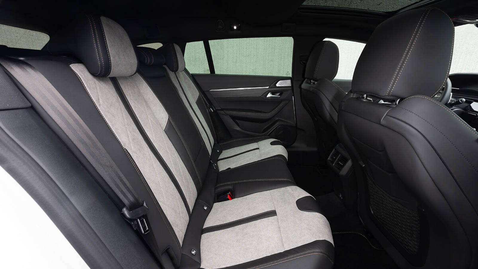 Peugeot 508 | Interior y maletero | carwow