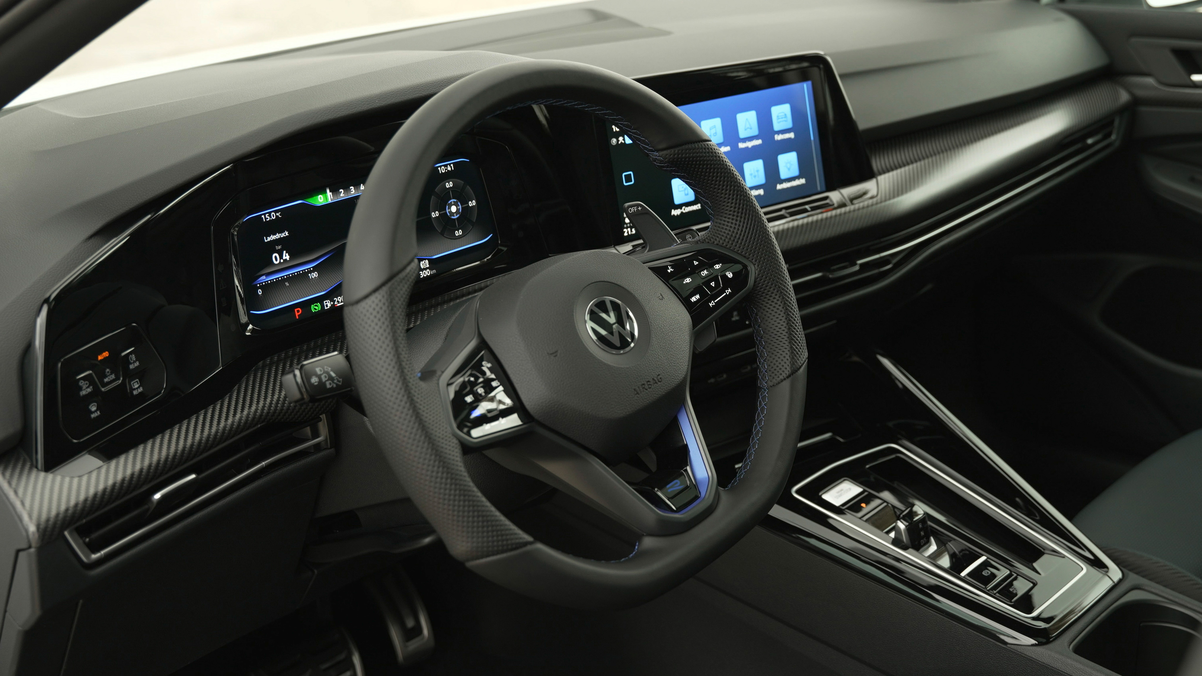 Prueba Volkswagen Golf R 2024 | Precio y Opinión | Carwow