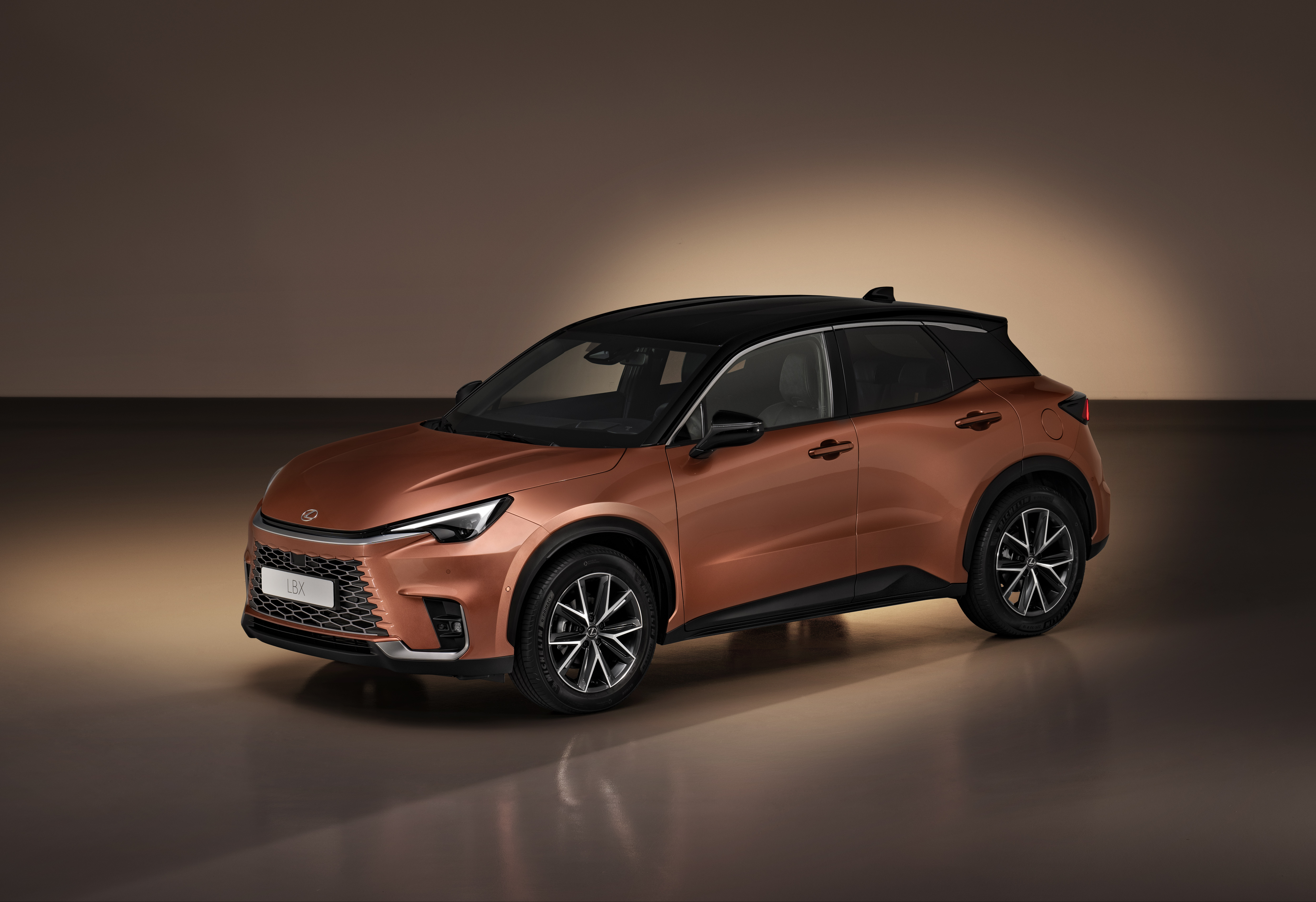 Lexus LBX Review 2024 | Performance & Pricing | Carwow