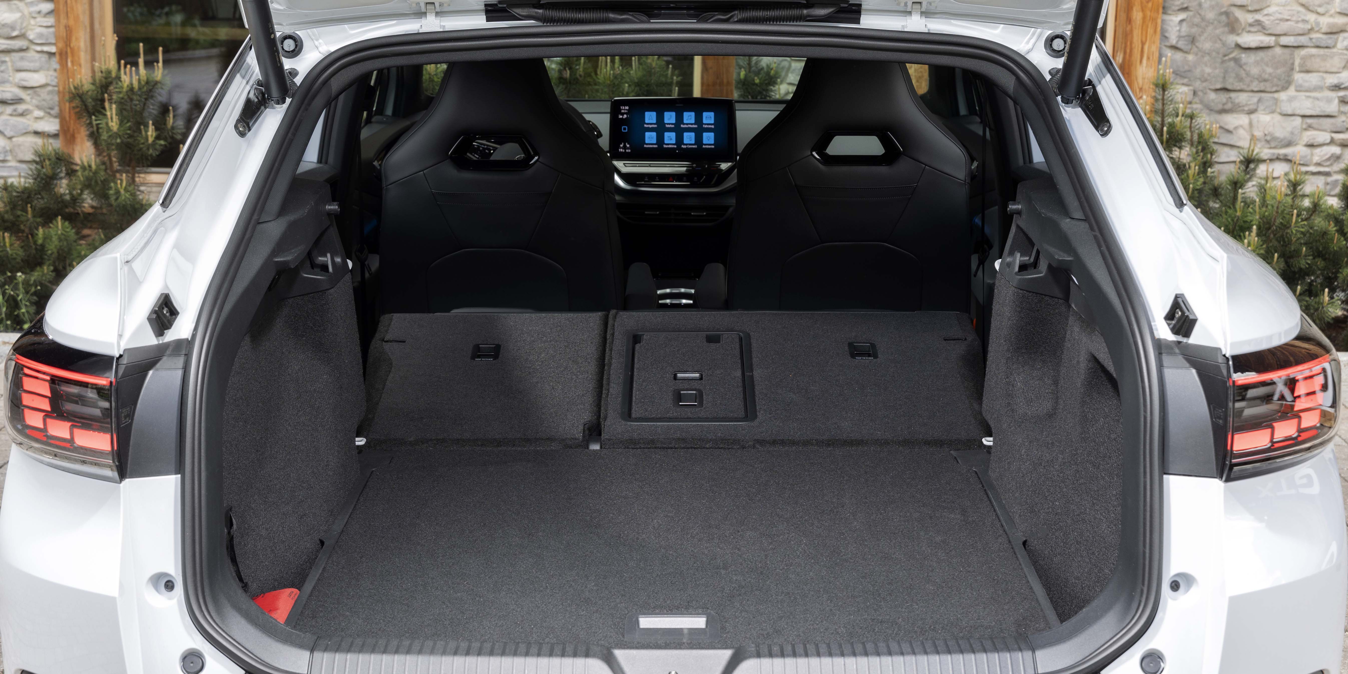 VW ID5 Review 2024 | Range, Interior & Price | Carwow