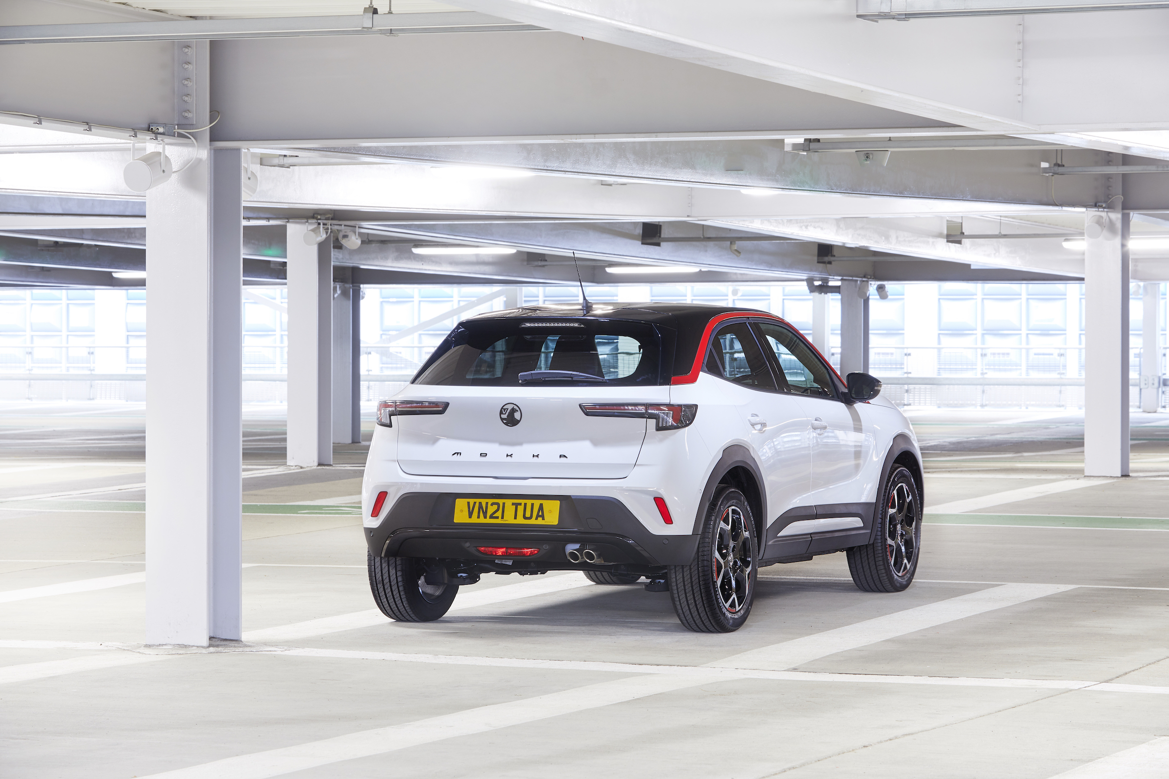 Vauxhall Mokka Black Review 2025 | Performance & Pricing | Carwow