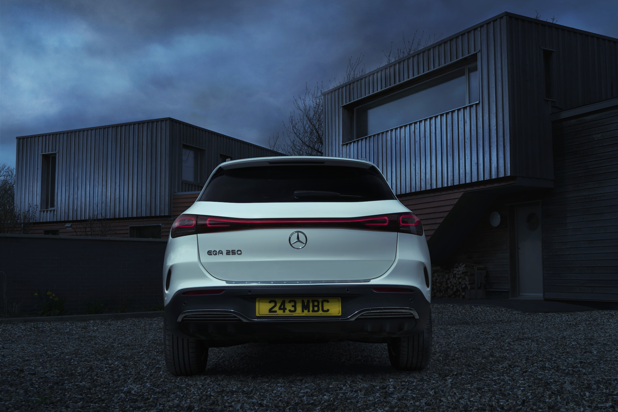 Mercedes EQA Review 2023 | Performance & Pricing | carwow