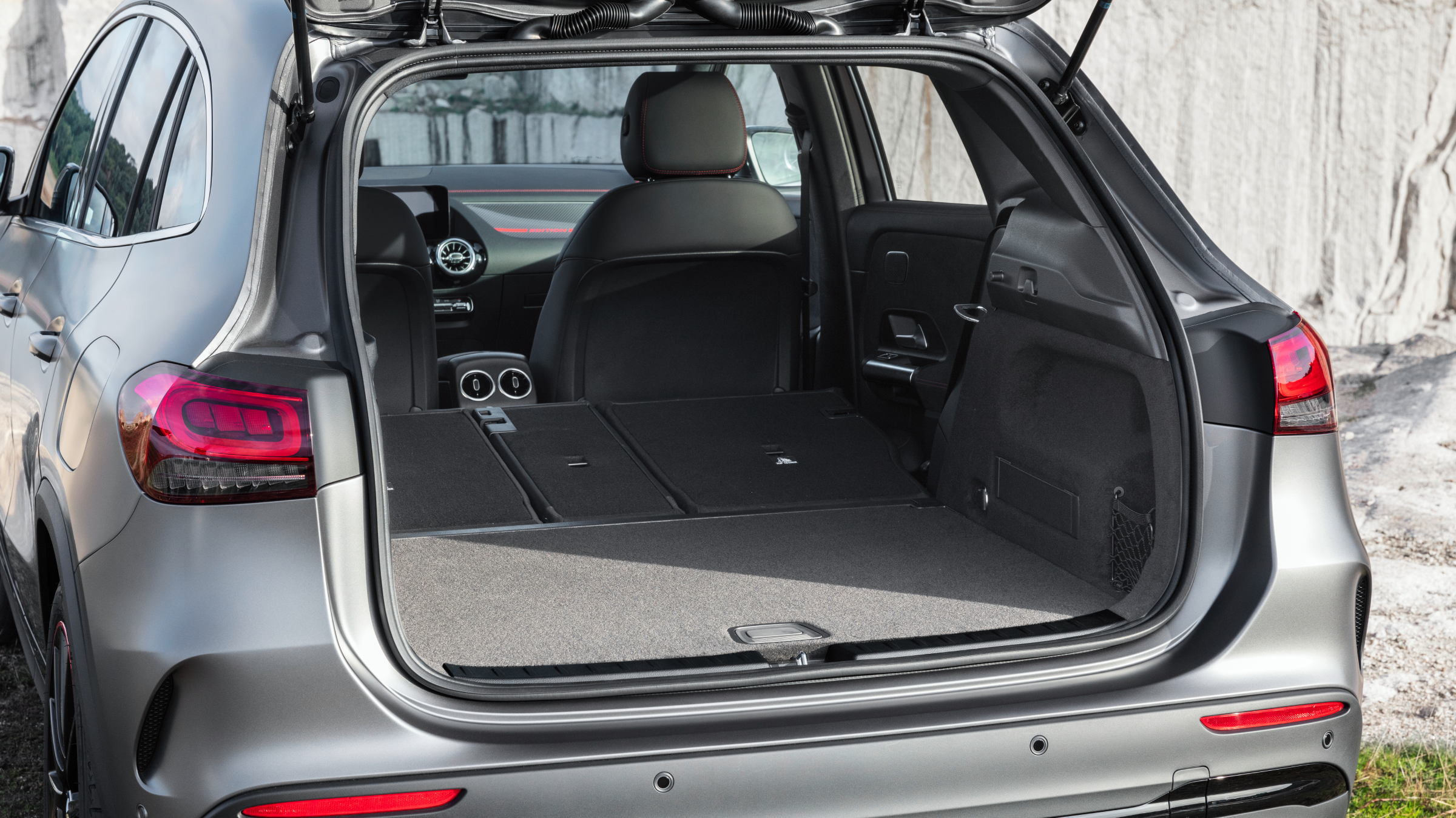 Mercedes GLA Review 2023 | Price, Interior & Boot Space | carwow