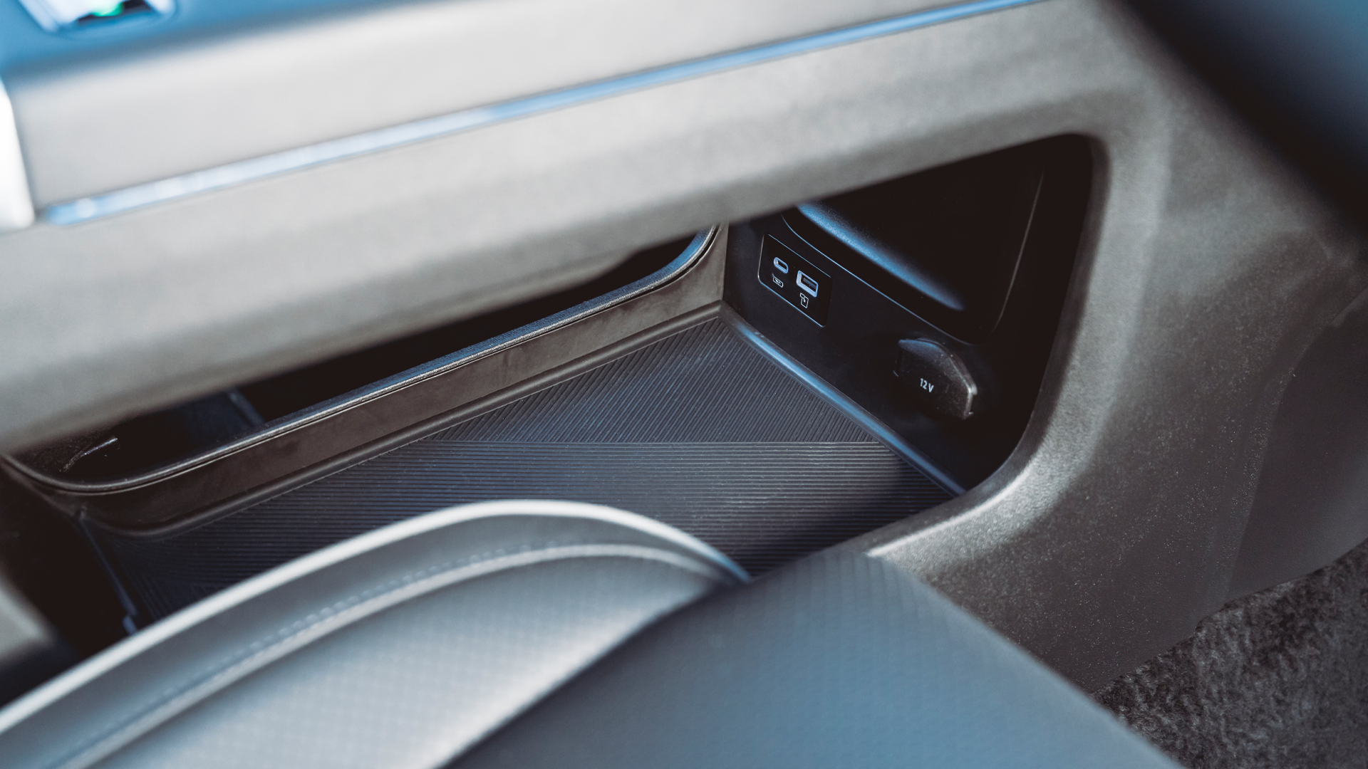 Jaecoo 7 Review 2025 | Performance & Pricing | Carwow