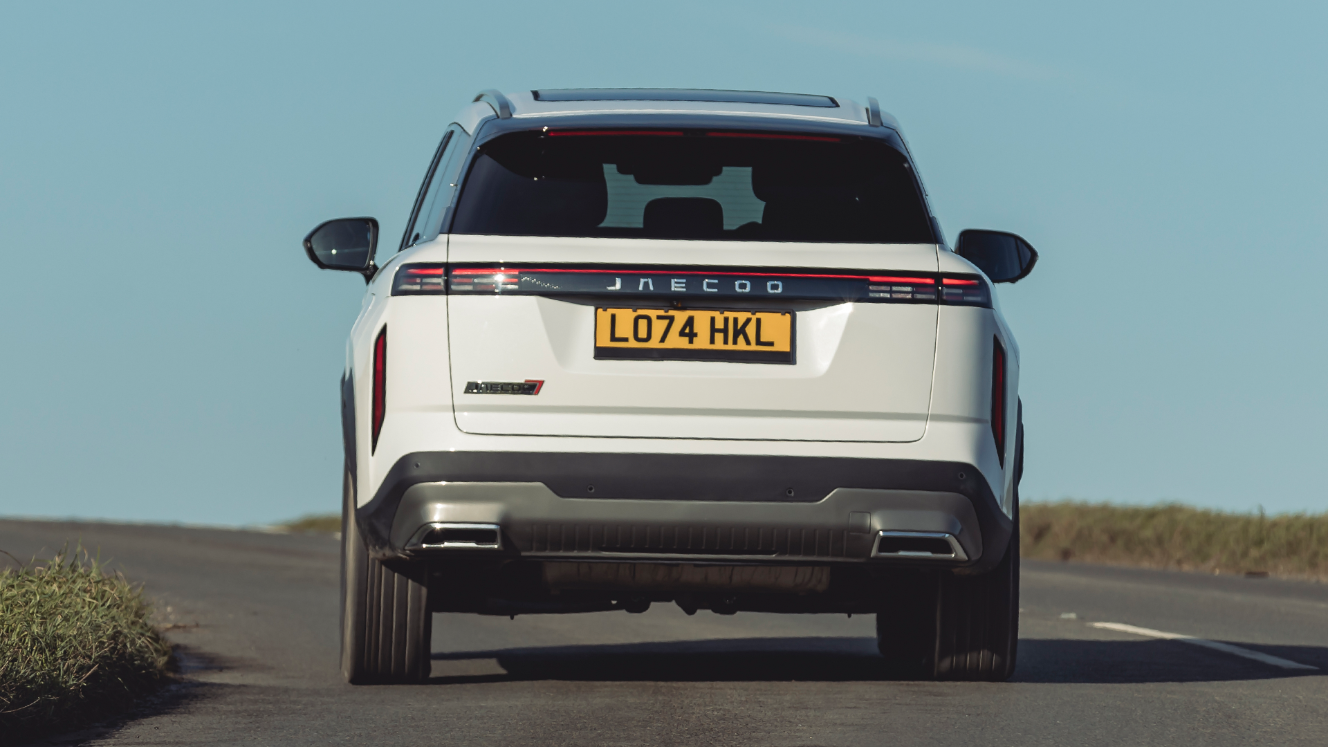 Jaecoo 7 Review 2025 | Performance & Pricing | Carwow