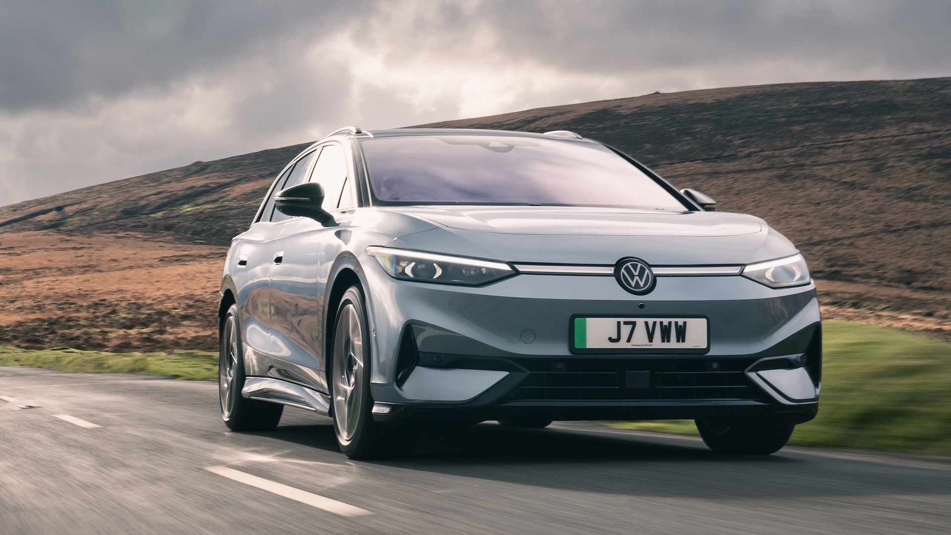 Volkswagen ID.7 Tourer Colours | Free & Paid Options | Carwow