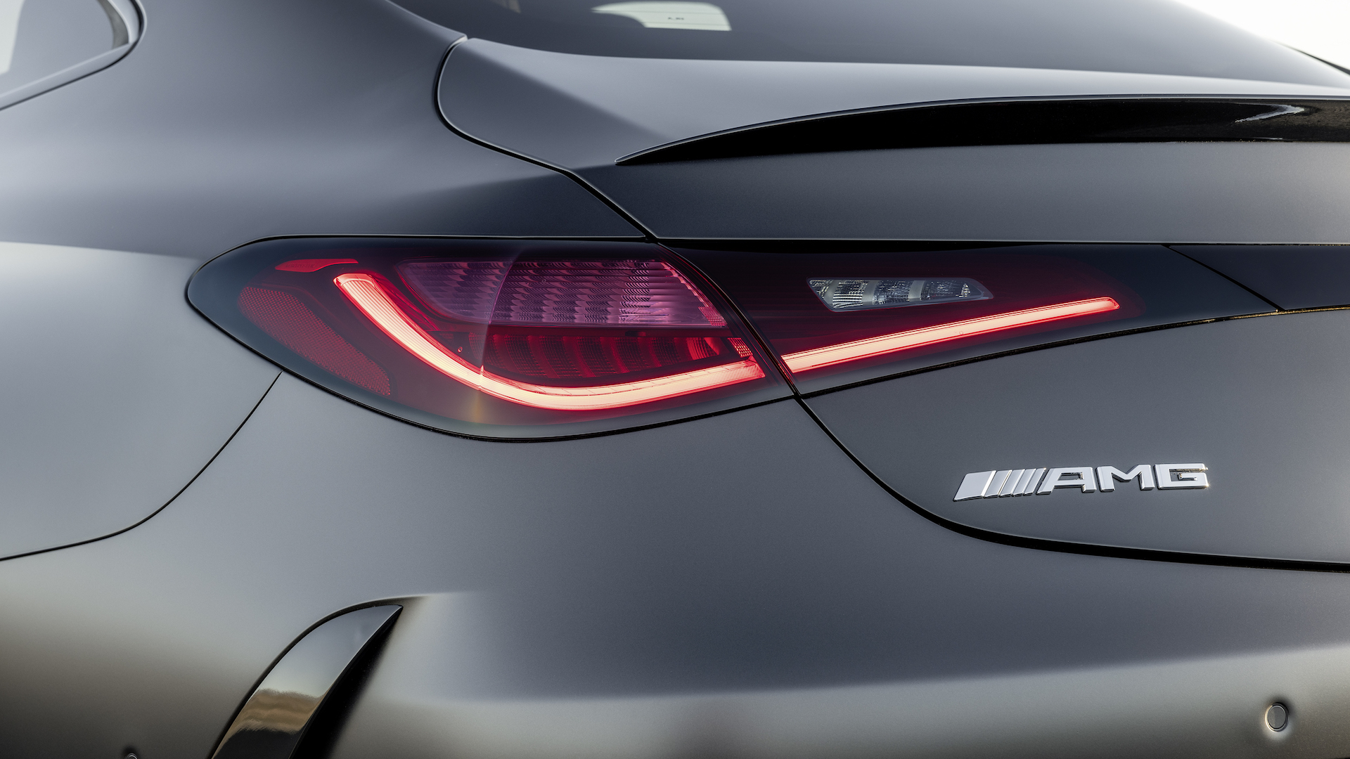 Mercedes-Benz AMG CLE 53 Review 2025 | Performance & Pricing | Carwow